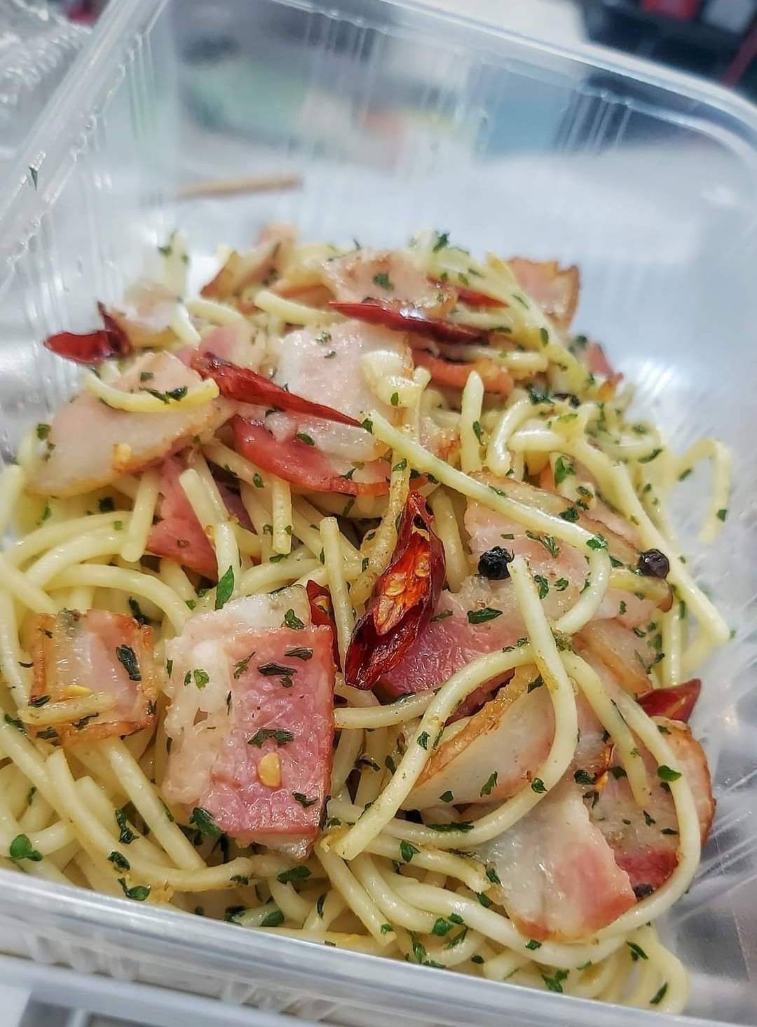 รีวิว อร่อยดี สแน็คบาร์ (Aroi D Snack Bar) - ชอบกินทอดมันกุ้งกับ ...