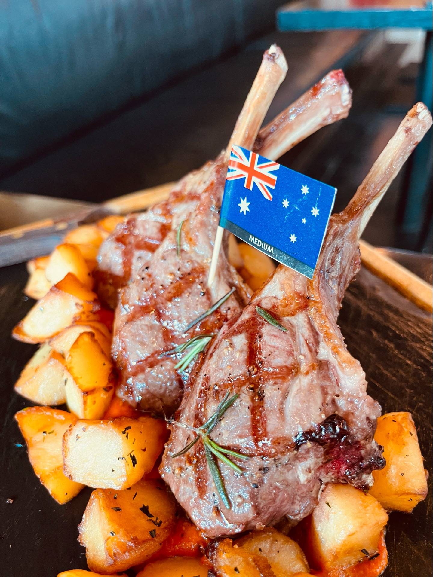 รูป Wine Connection The Avenue Ratchayothin - Wongnai