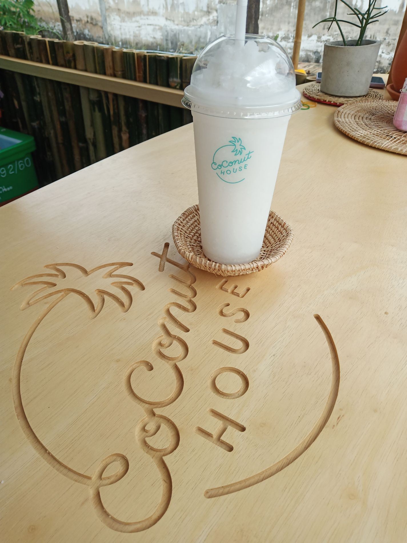 ร้าน CoConut HOUSE | รีวิวร้านอาหาร