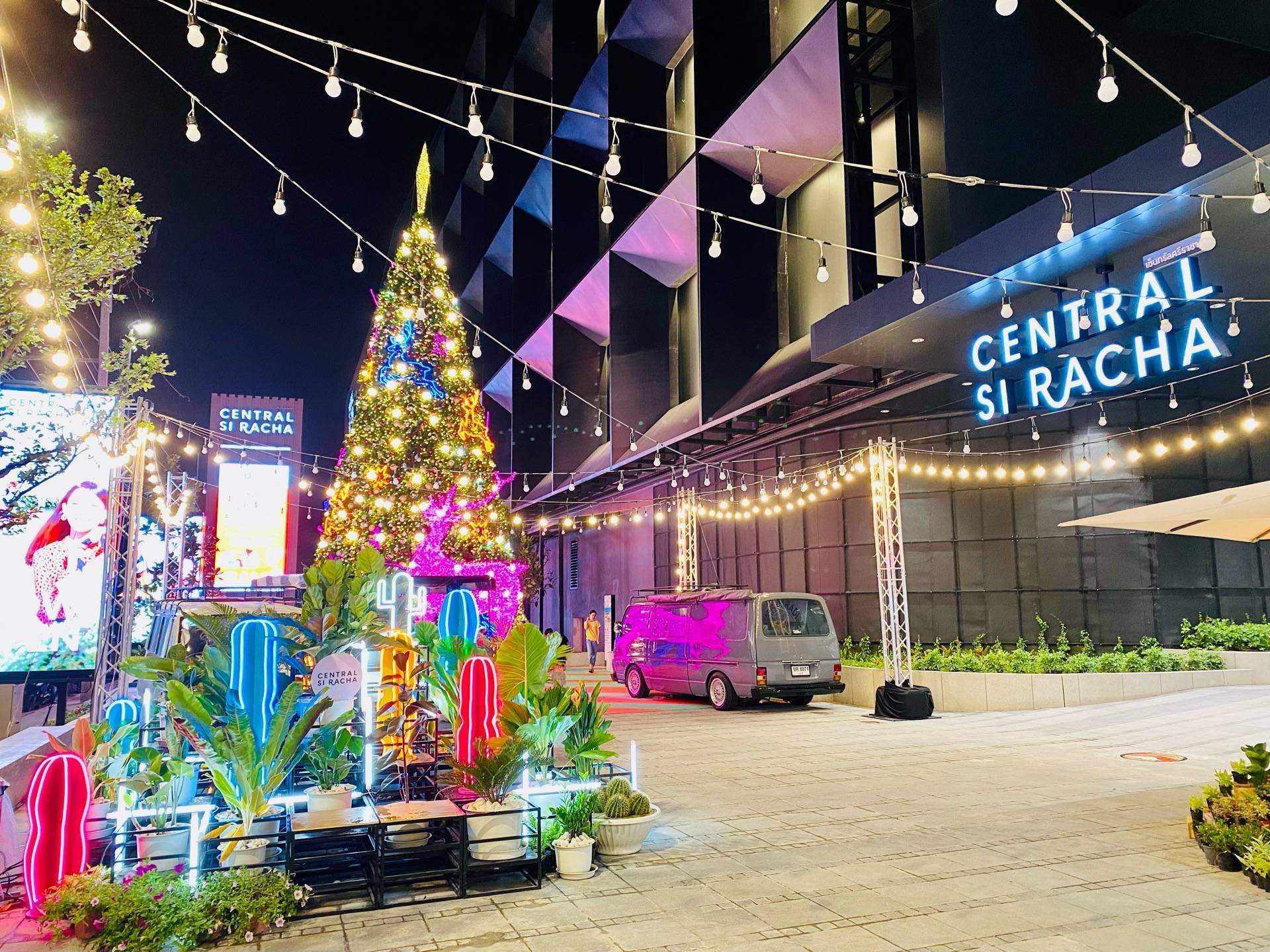 CENTRAL SIRACHA เซ็นทรัล ศรีราชา (เซ็นทรัล ศรีราชา) - รีวิวสถานที่ท่องเที่ยว