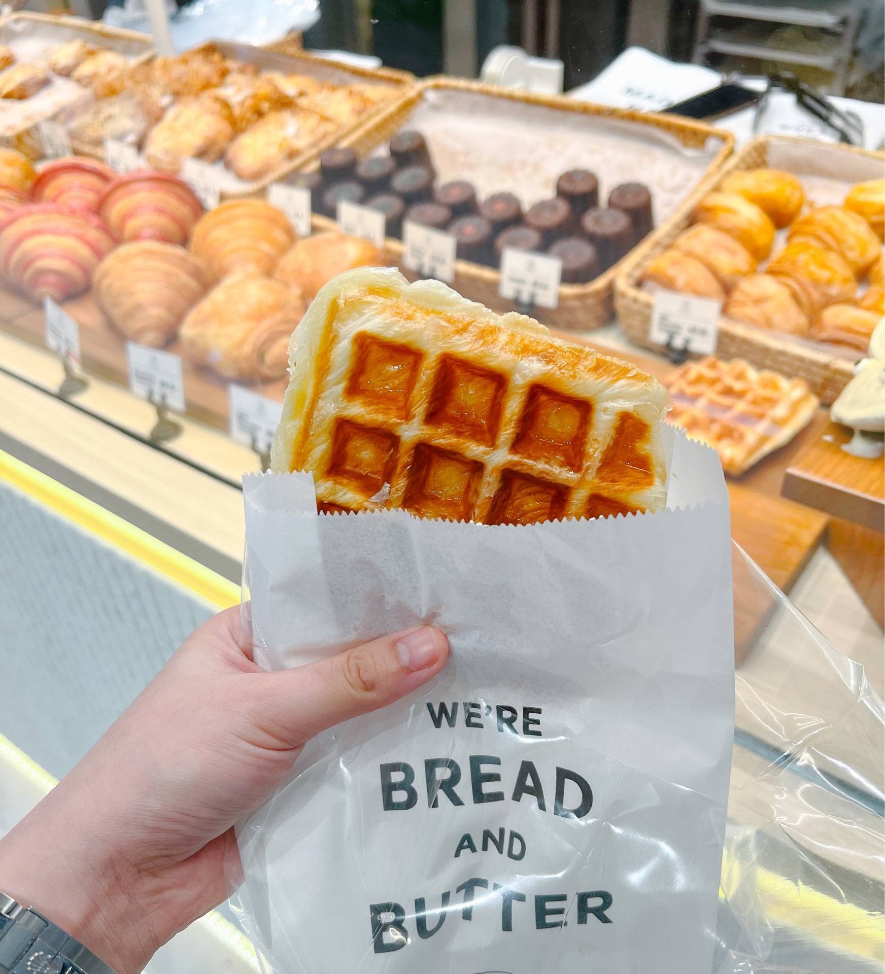 รีวิว Eric Kayser Emquartier - ครอฟเฟิลกรอบดีงาม - Wongnai