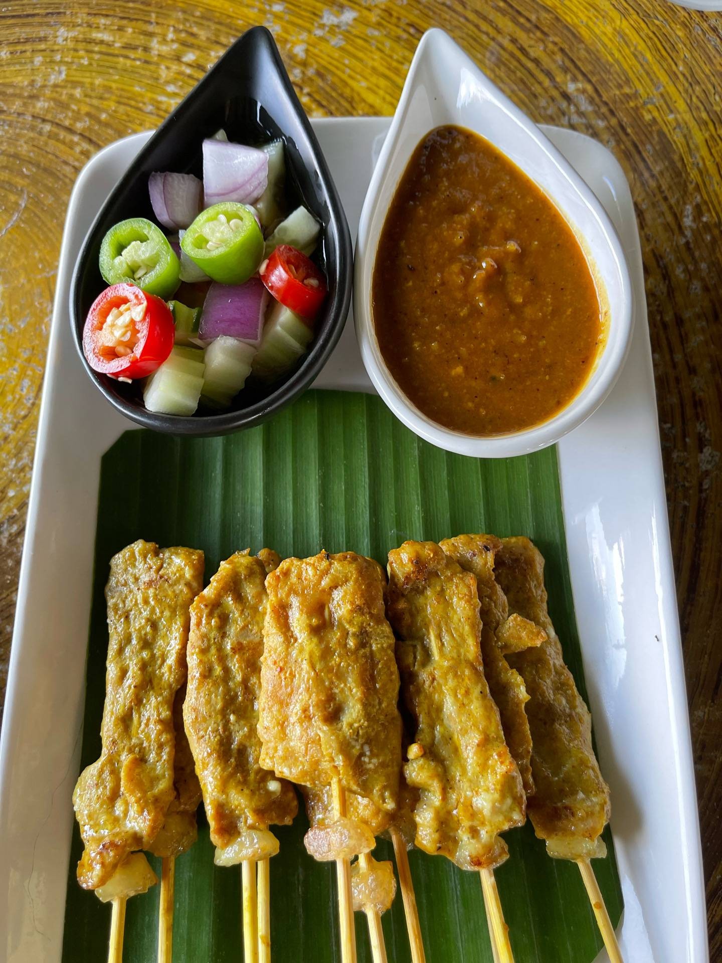 หมูสะเต๊ะPork- sate(s) ร้าน สวนอาหารเศรษฐศิลป์ - Wongnai