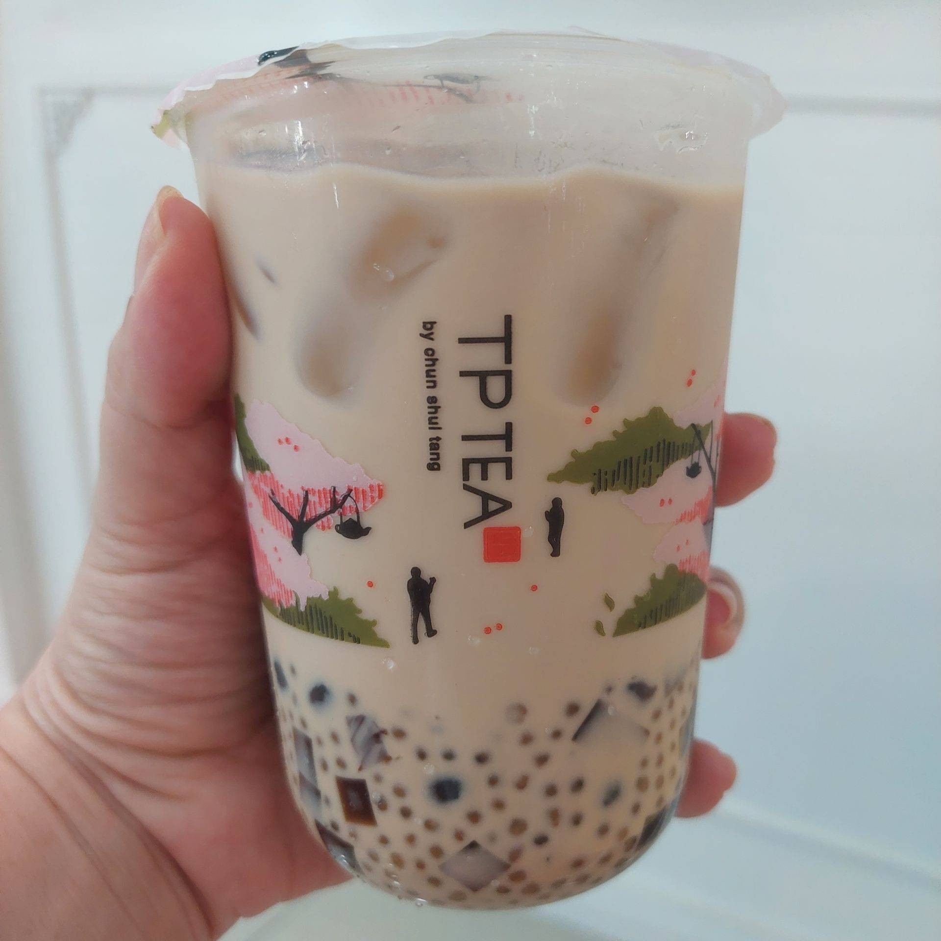 รีวิว TP TEA เซ็นทรัล พลาซา ปิ่นเกล้า - ต้นตำรับชาไข่มุก ท๊อปปิ้งดีมาก!