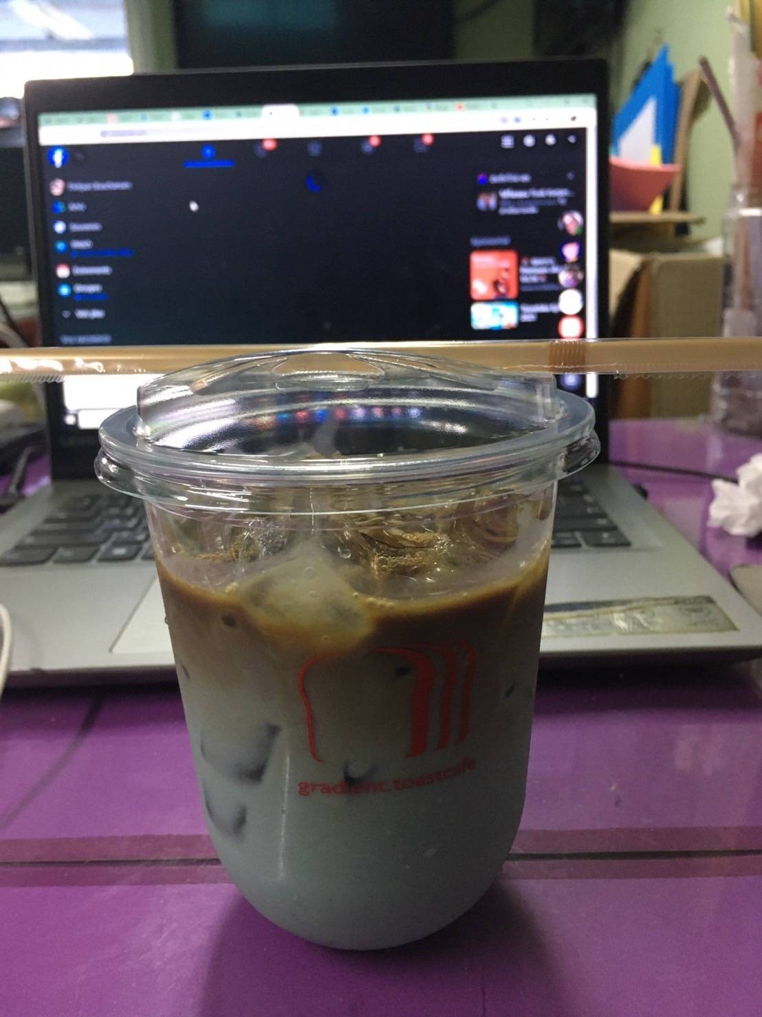 รีวิว gradient.toastcafe - อินเดอะดาร์ก - Wongnai