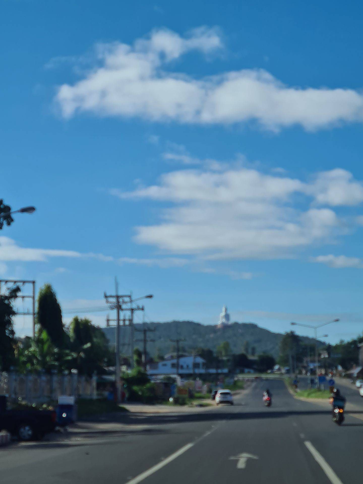 รีวิว Bolovan Coffee - วัด วิว สวยและอลังการ