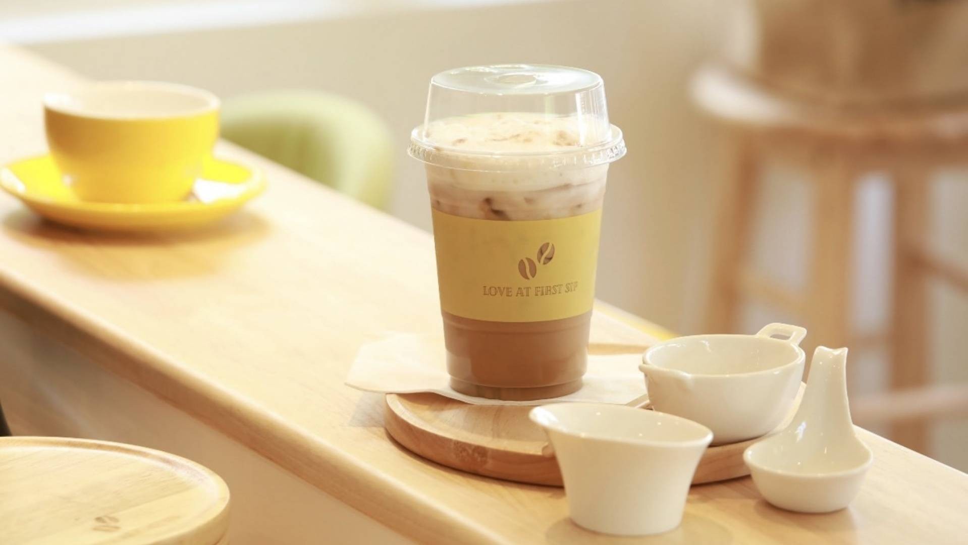 Love At First Sip Cafe (ข้าวขาหมู ราดหน้า ขนมปัง กาแฟ คาเฟ่ คุกกี้ ...