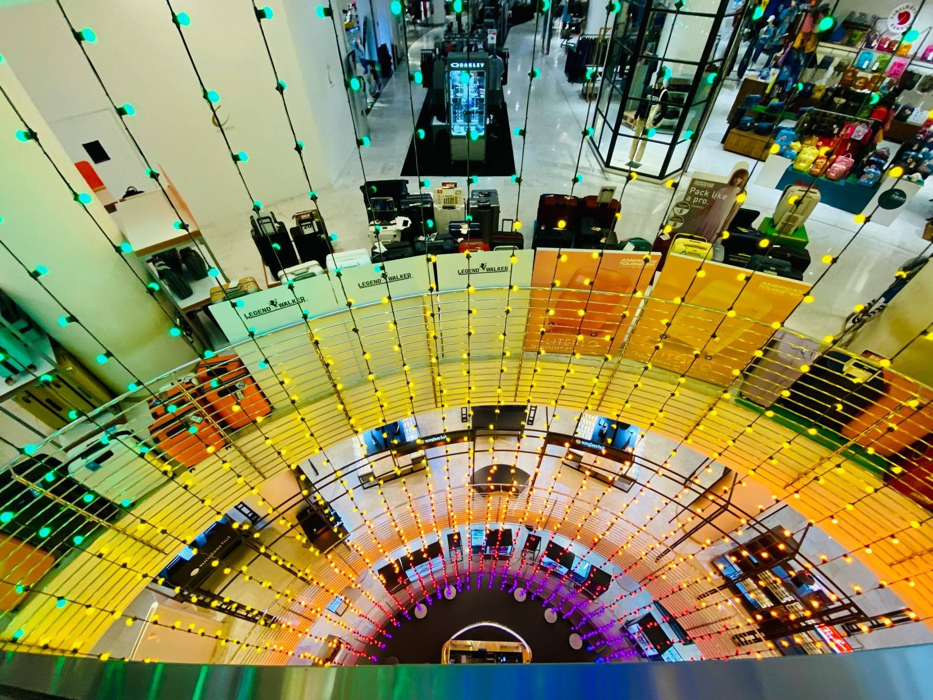 Emporium - รีวิวสถานที่ท่องเที่ยว