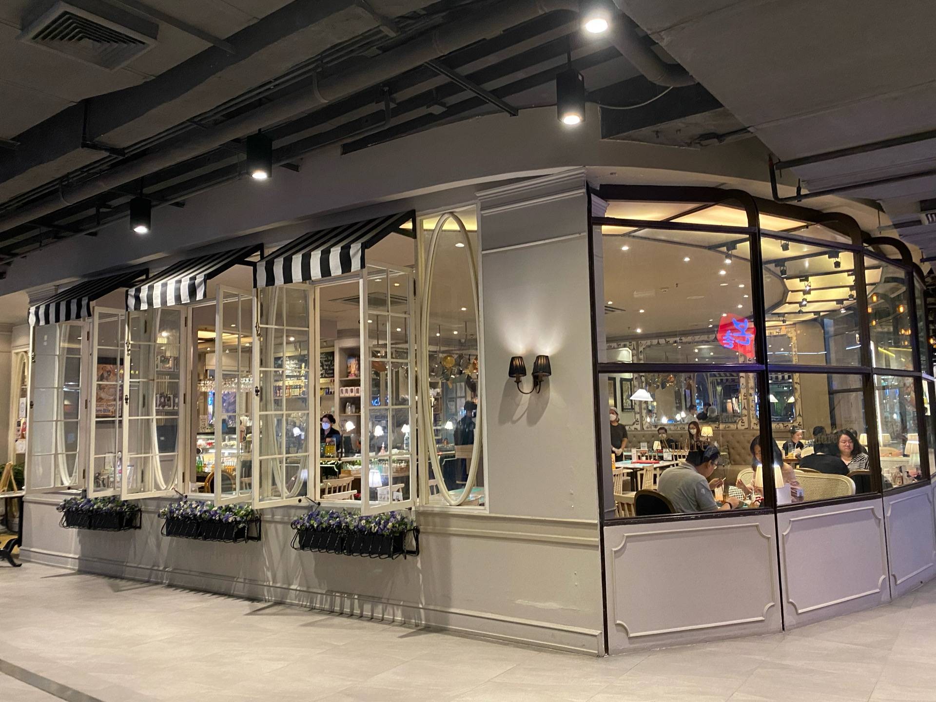 รีวิว Audrey Cafe สยามเซ็นเตอร์ ชั้น 2 - บุฟเฟต์ออเดรย์ก็มา เค้กกะขนม ...