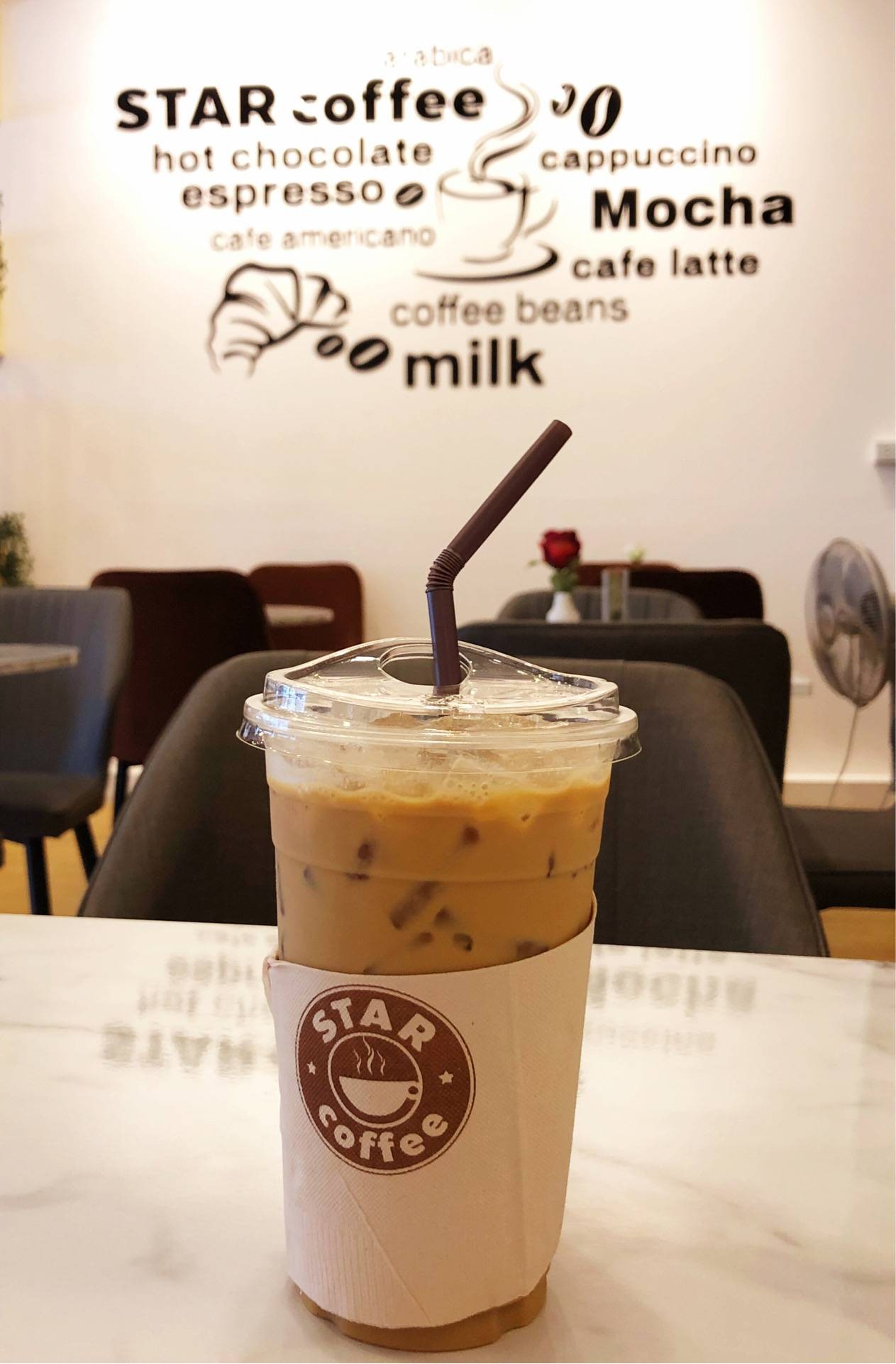 รีวิว Star Coffee ปั้มเอสโซ่ บ้านโพธิ์ - ร้านกาแฟสำหรับนักเดินทาง