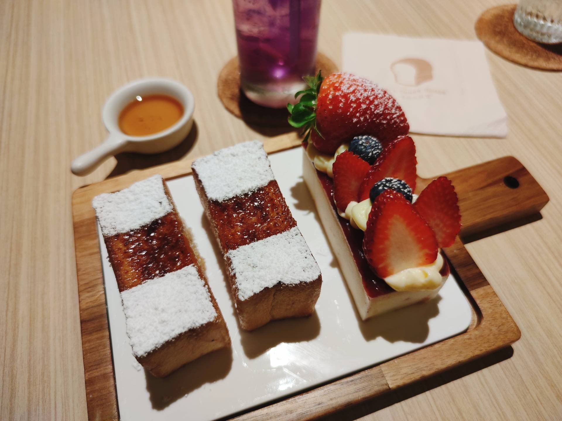 [รีวิว] ร้าน Mil Toast House สยามสแควร์ | เมนูแนะนำ รูปภาพ ราคา