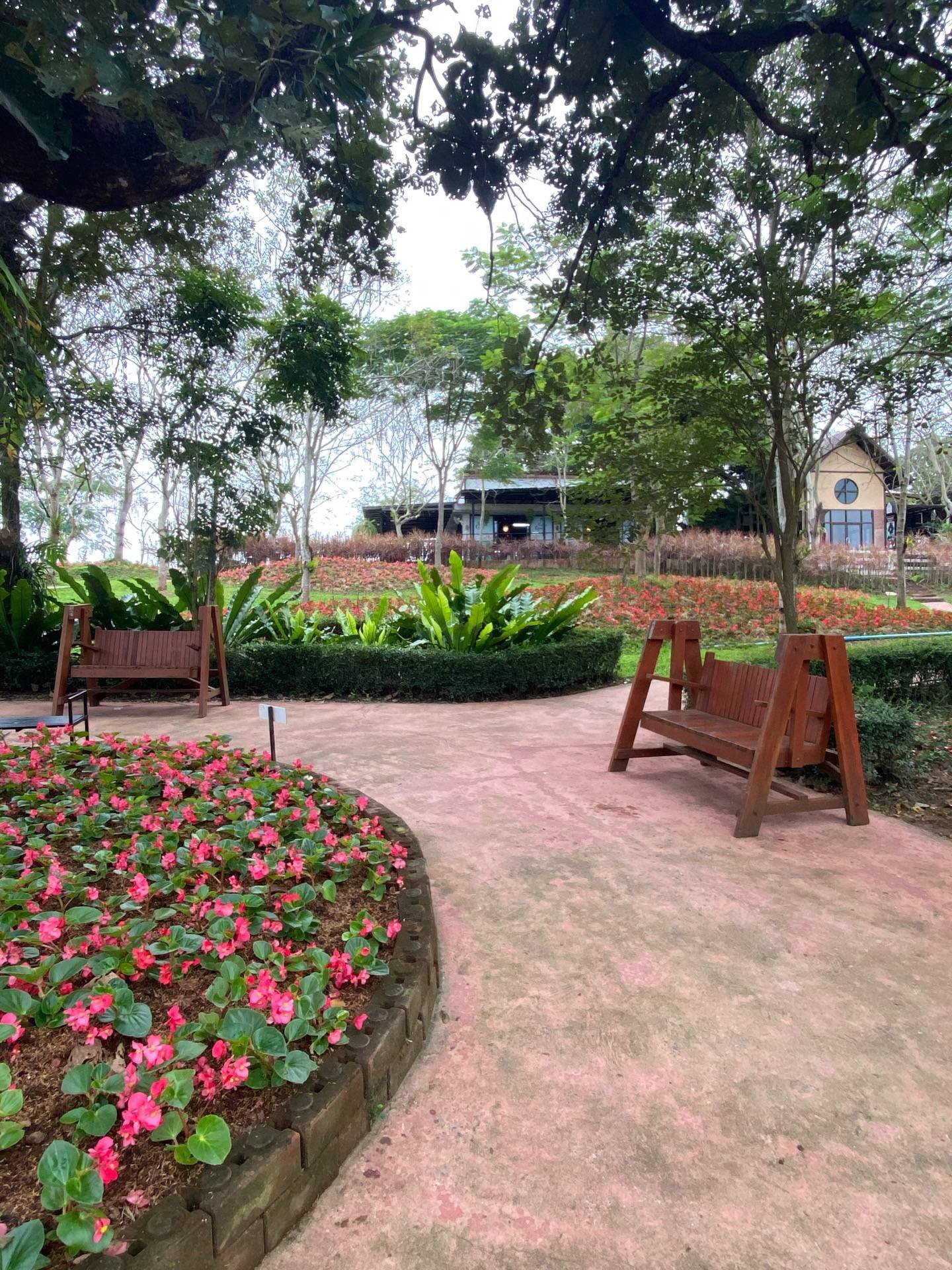 รูป Flora Park