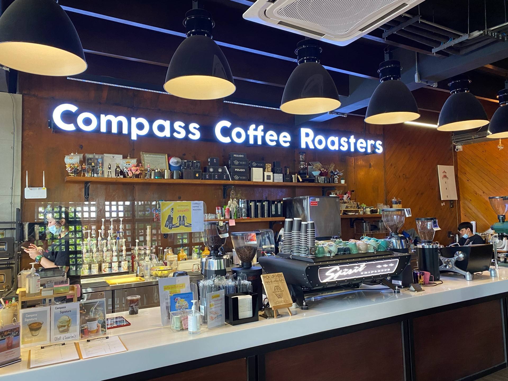 รีวิว Compass Coffee Roasters (Specialty coffee) Compass Coffee ...