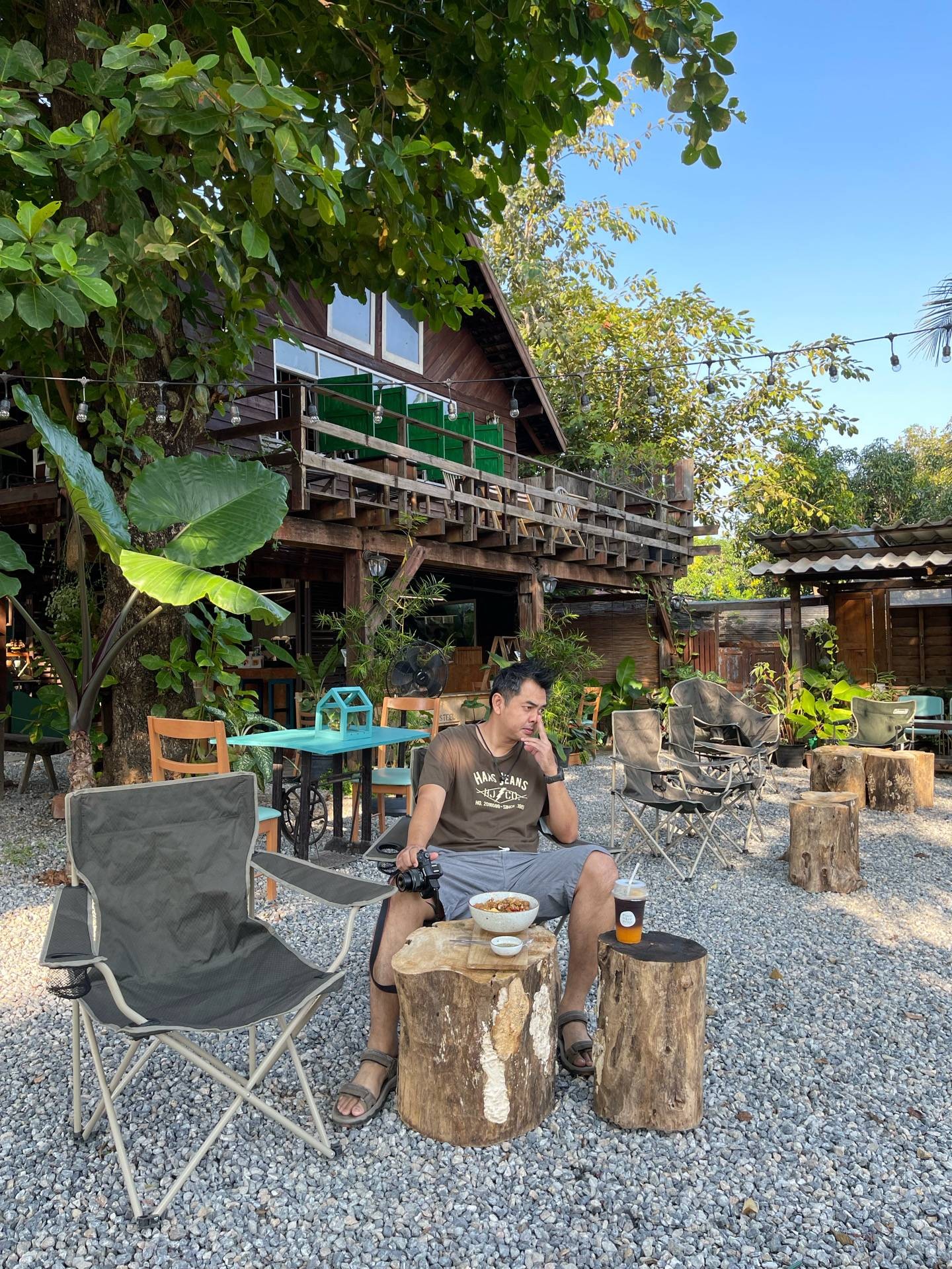 รูป Place Pause Peace At Rimping River