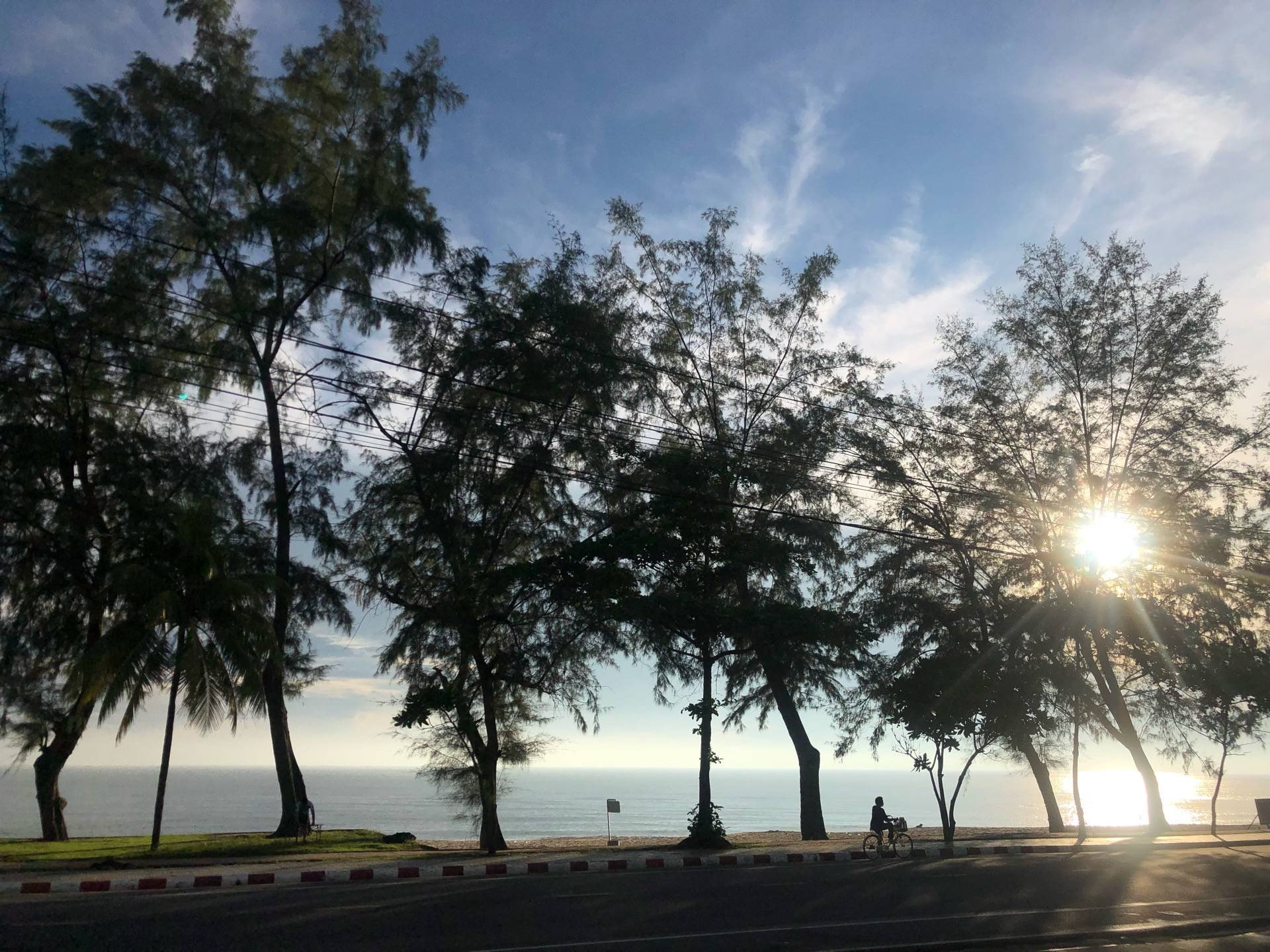 รูป หาดสมิหลา Samila Beach