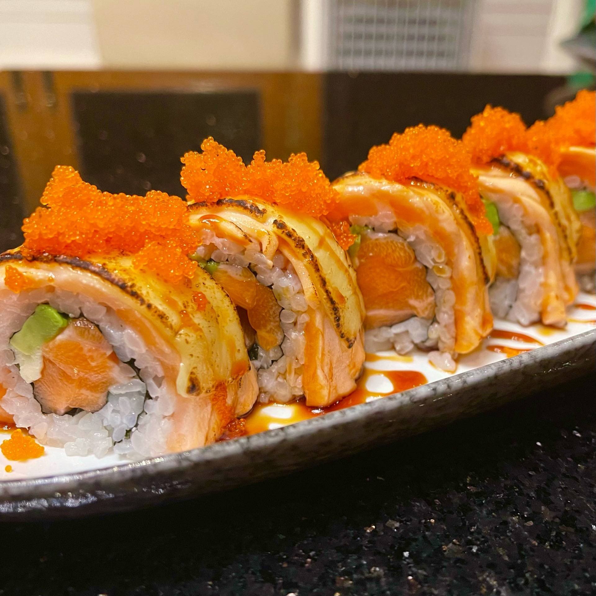 รูป CUT Raw & Grilled และ Chez Miline