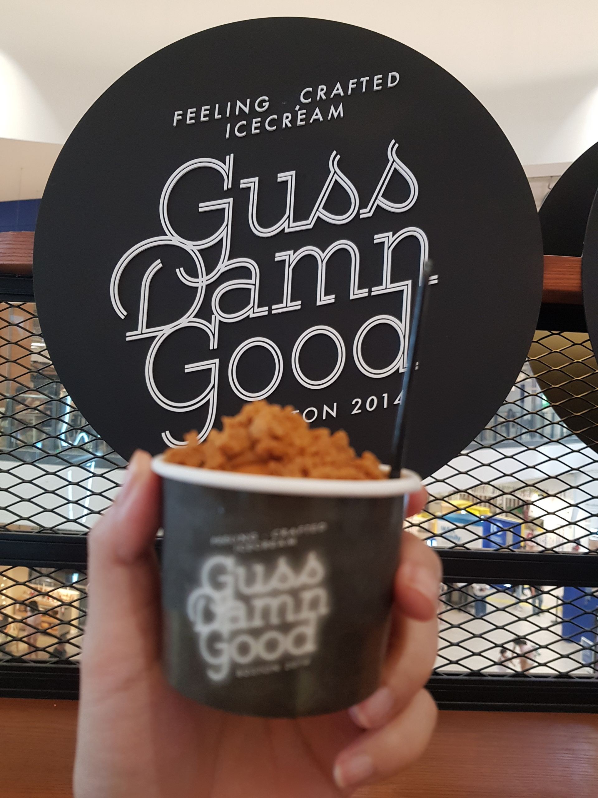 รีวิว Guss Damn Good MEGABANGNA - Bostonian Ice Cream