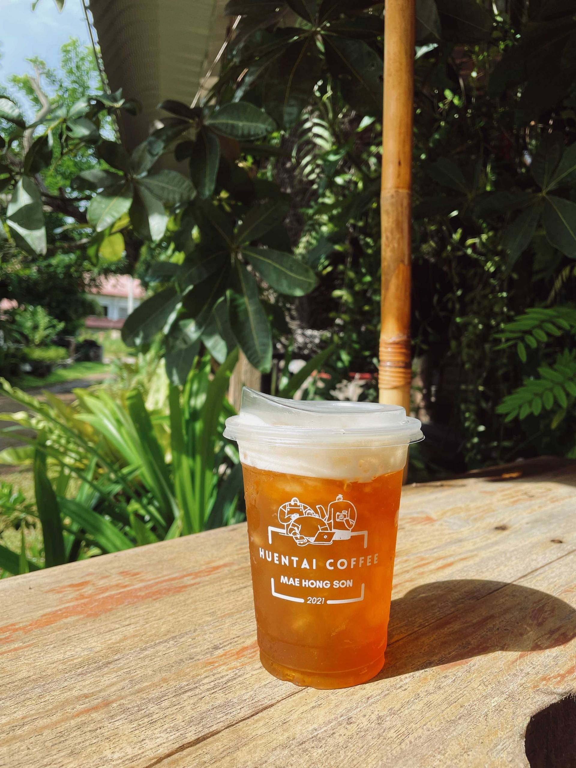 ร้าน เฮือนไตคอฟฟี่ / HuentaiCoffee HuentaiCoffee | รีวิวร้านอาหาร