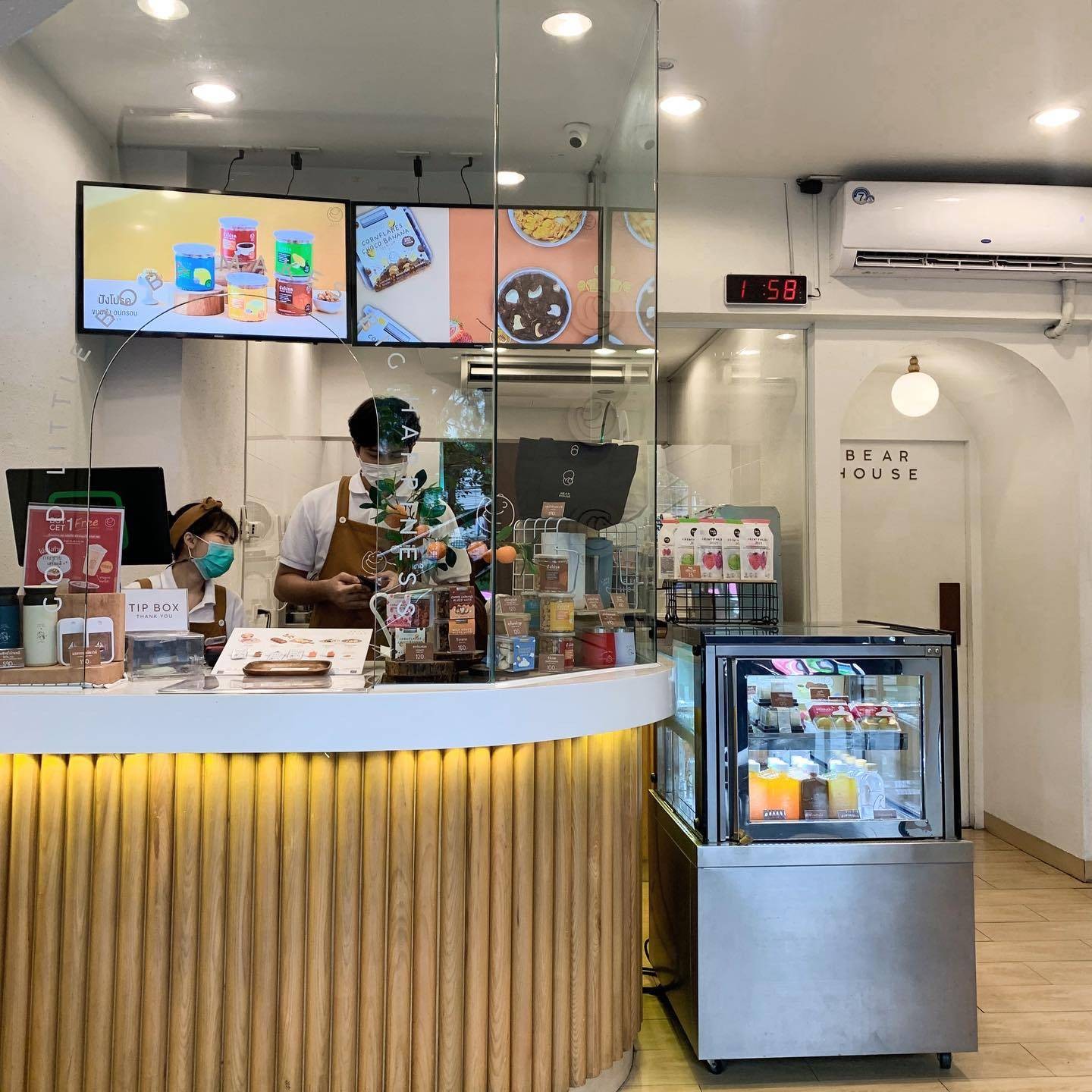 รีวิว BEARHOUSE สยาม - 🍫🥂🎅🌲 bearhouse