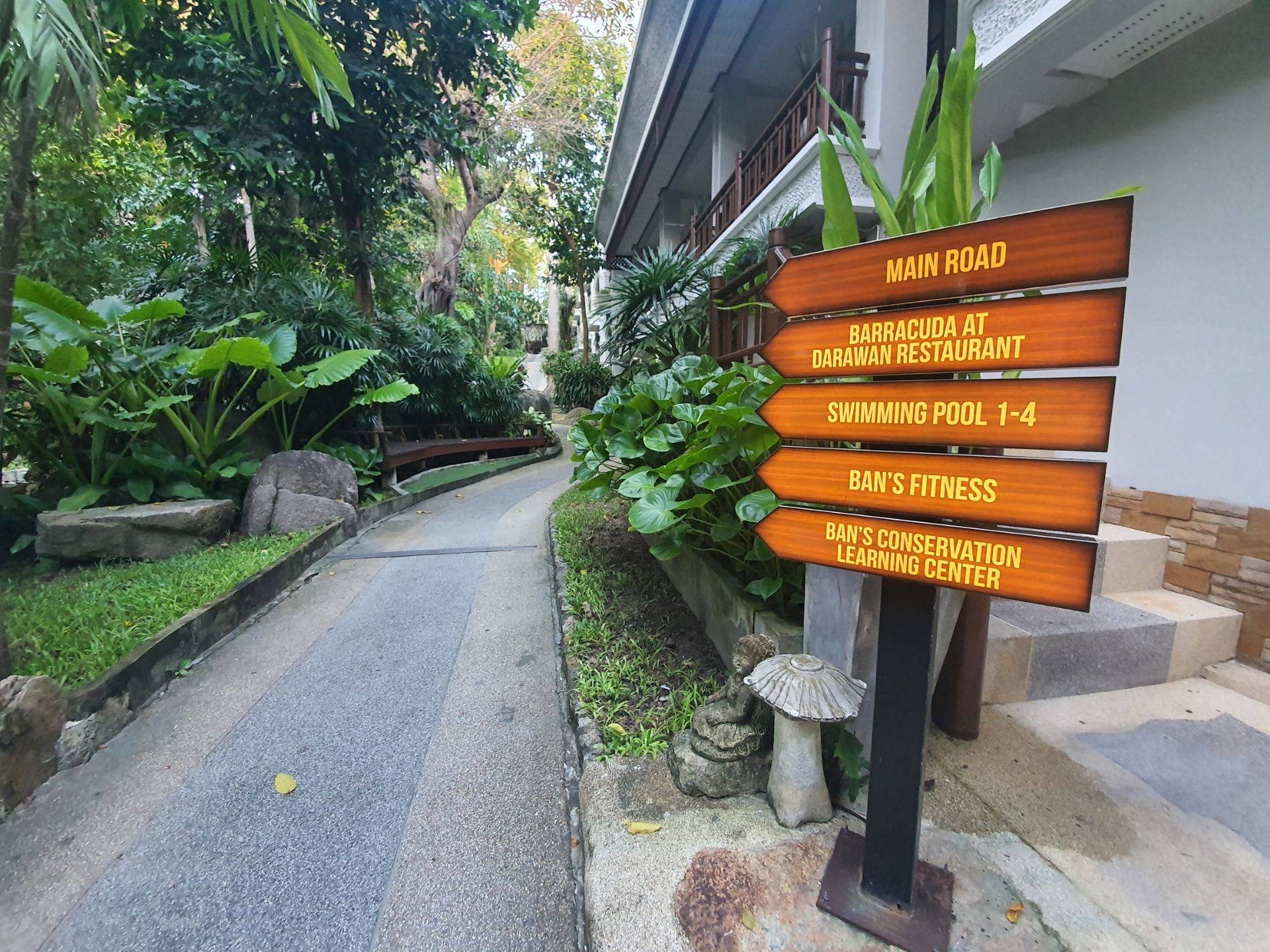 รีวิว ban's diving resort เกาะเต่า - ที่พักใหญ่ ร่มรื่น ห้องสะอาด บริการดี