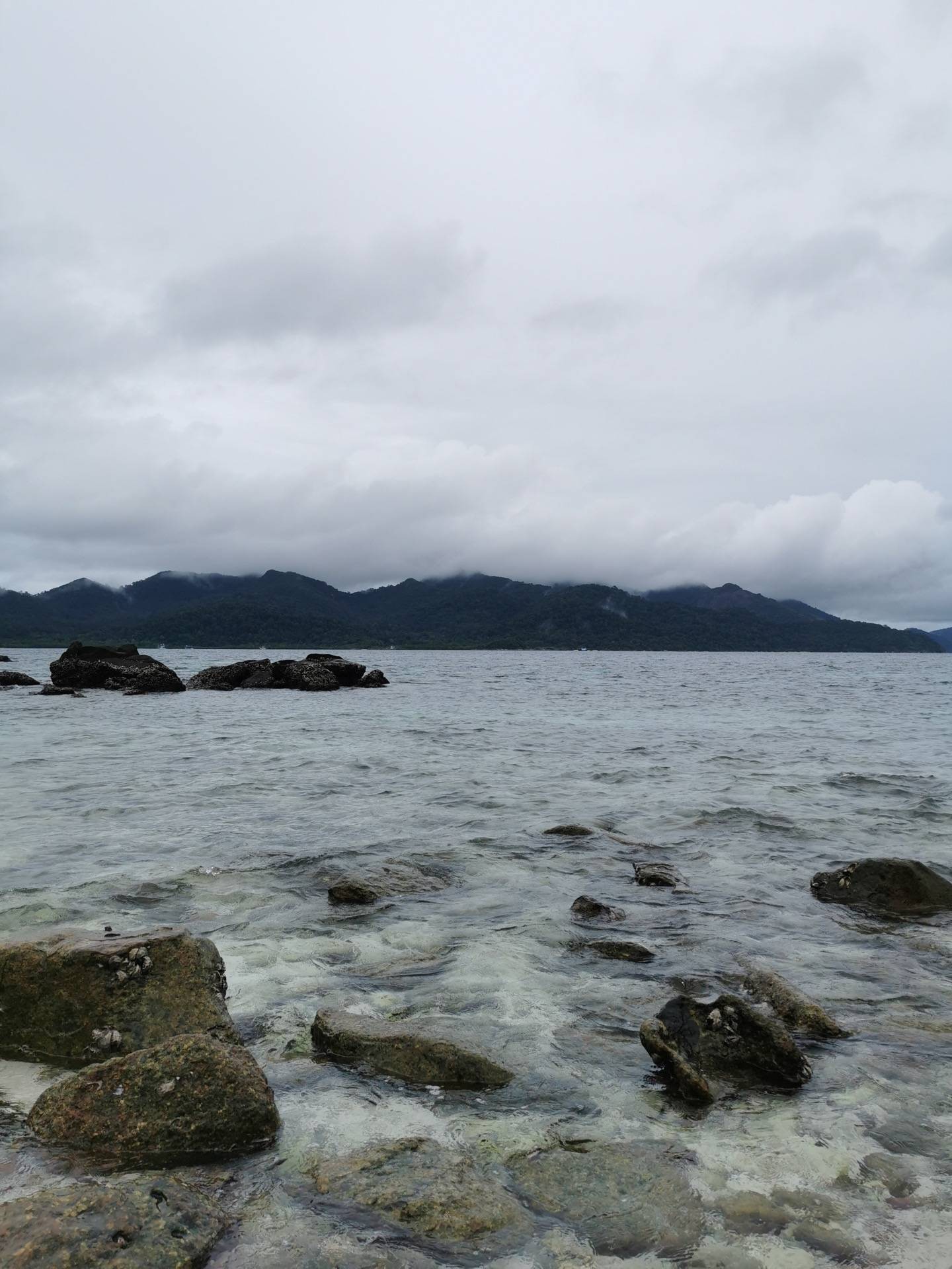 เกาะรอกลอย - รีวิวสถานที่ท่องเที่ยว - Wongnai