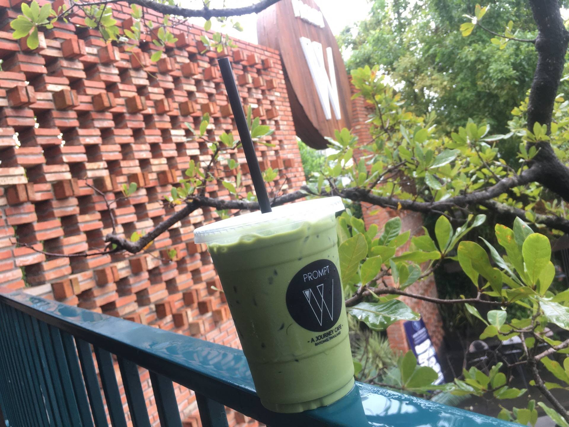 มัทฉะลาเต้ ร้าน Prompt Cafe