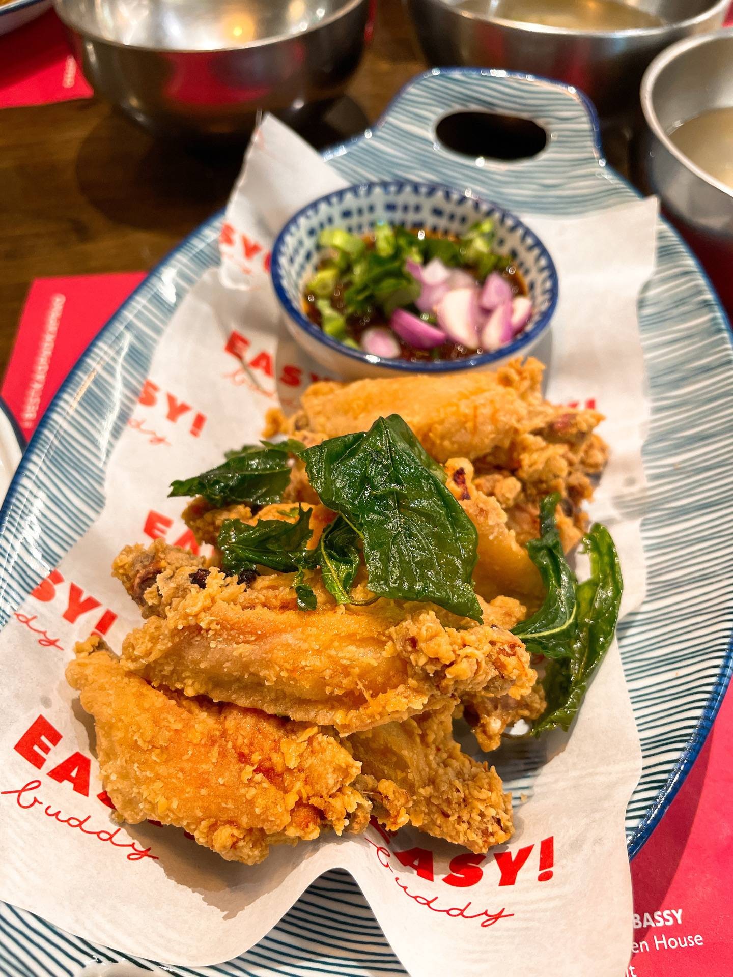 ปีกไก่ทอด ร้าน Easy Buddy Easy Buddy Central World