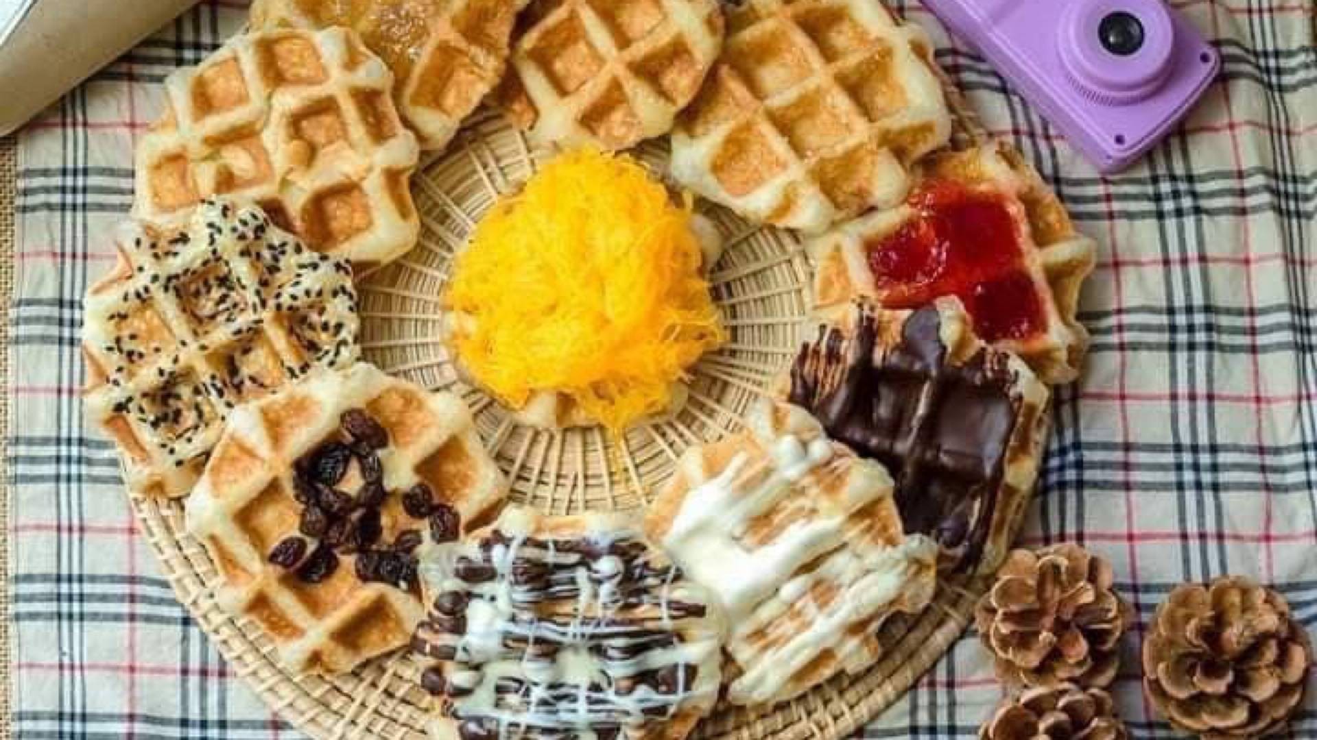 Waffle Hug หน้าอาคารอเนกประสงค์ จะบังติกอ - สั่งอาหารเดลิเวอรี ...