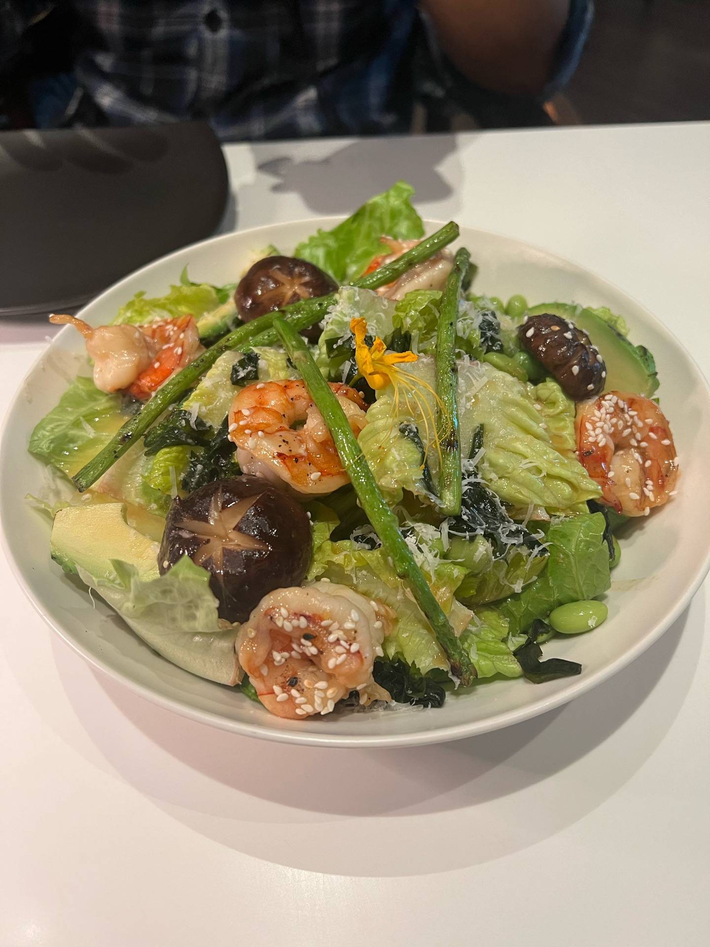 รีวิว D'ARK Emquartier - ดีตรงสลัดอร่อย