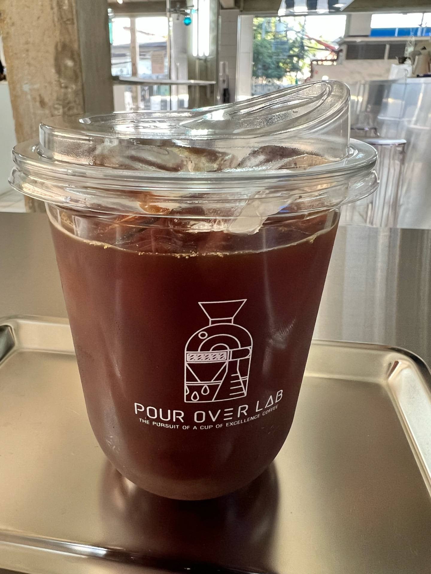 Americano (small) ร้าน POUR OVER LAB COFFEE สาขาเพชรเกษม เพชรเกษม - Wongnai