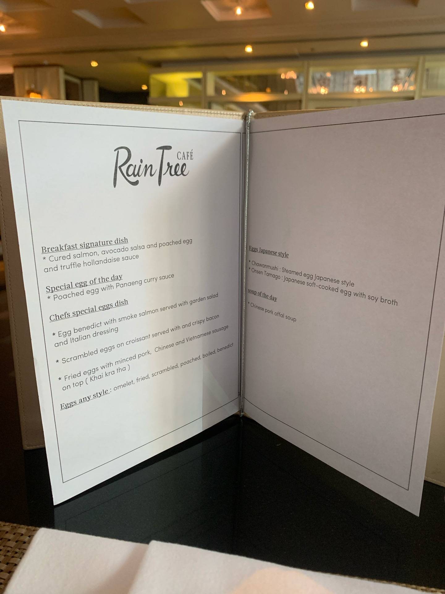 รูป Rain Tree Cafe The Athenee Hotel, Bangkok - Wongnai