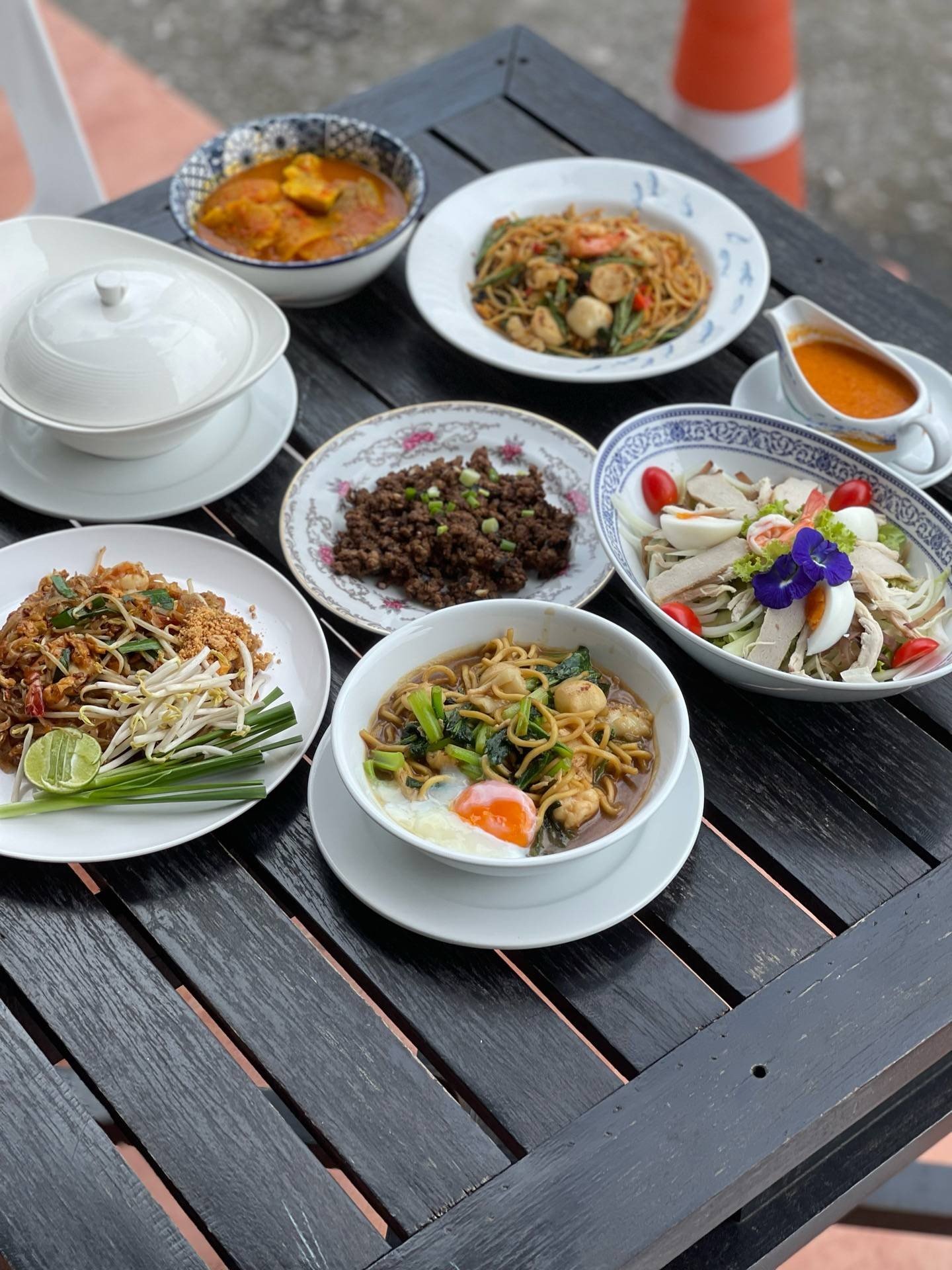 รีวิว ครัวเมอร์ลิน Merlin Kitchen เมืองภูเก็ต - ครัวเมอร์ลินโฉมใหม่ ...