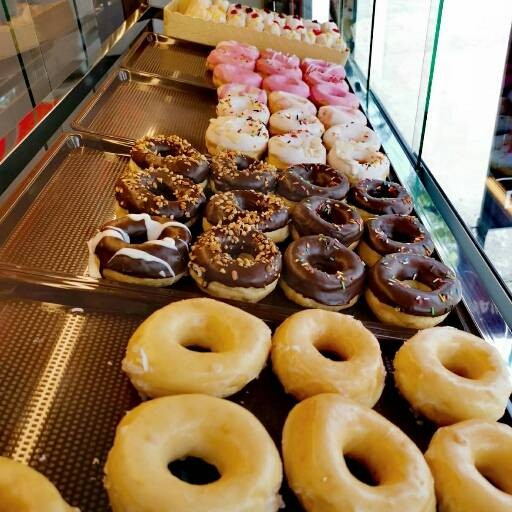 ร้าน Daily Donuts สาขาตลิ่งชัน | รีวิวร้านอาหาร - Wongnai