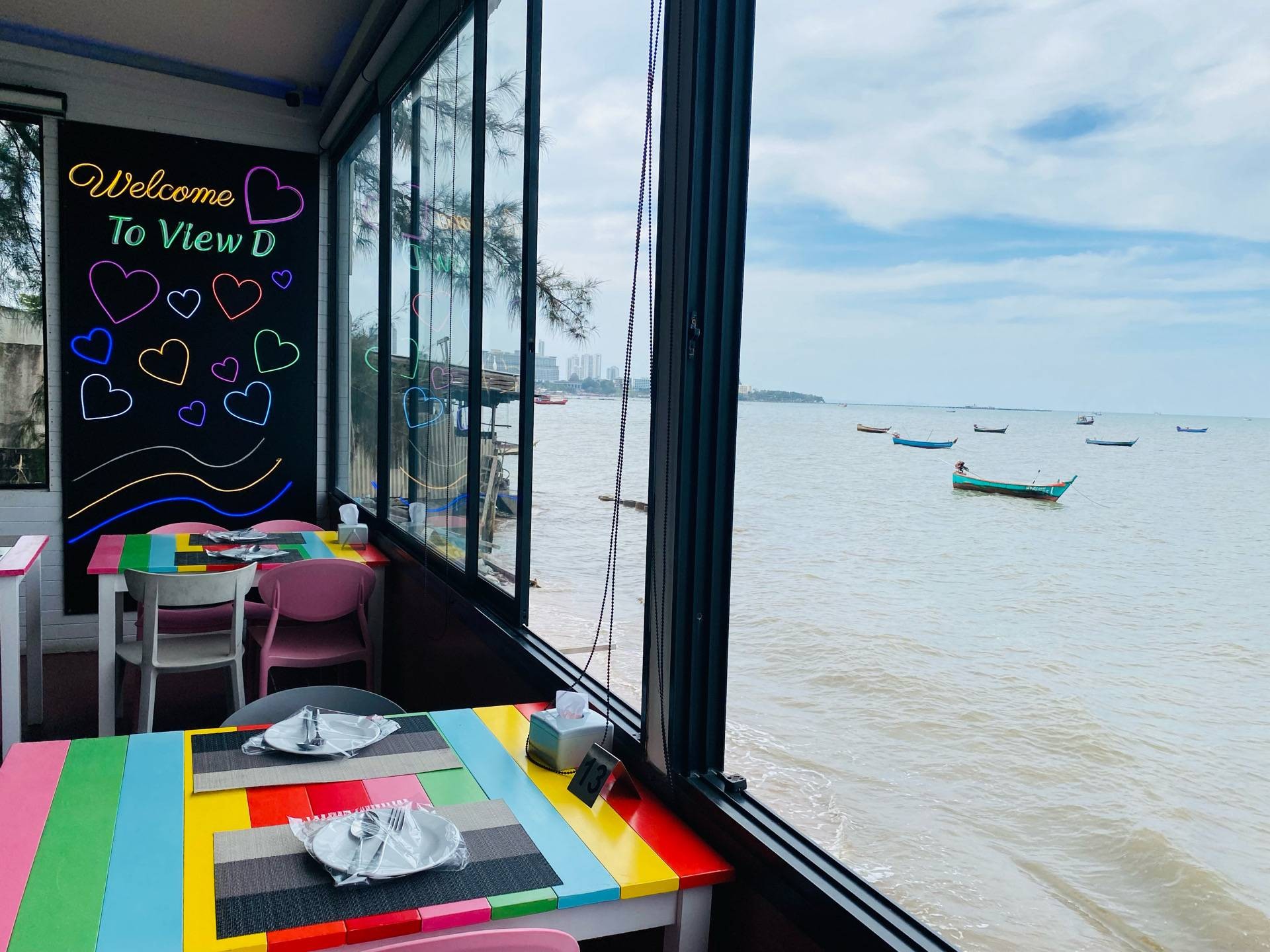 รูป วิวดี ซีฟู้ด View D Seafood นาเกลือ