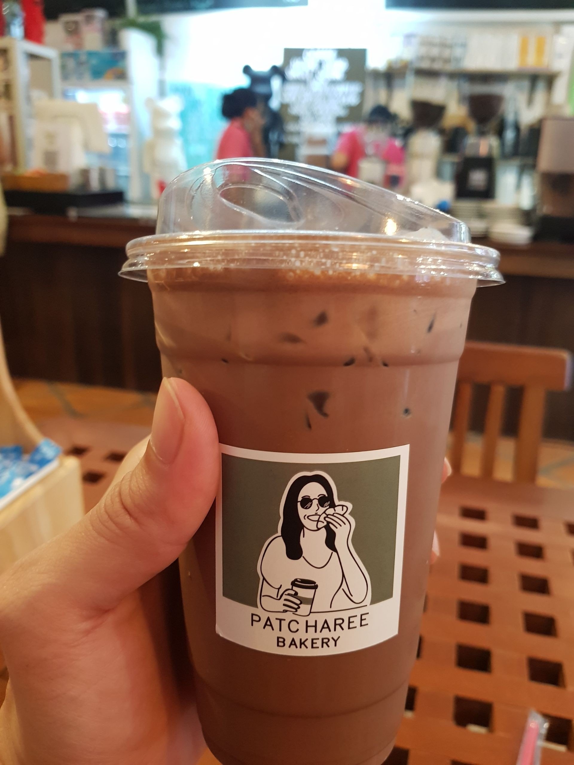 รีวิว Patcharee Bakery เกาะพีพี - Choloate เข้มข้น - Wongnai