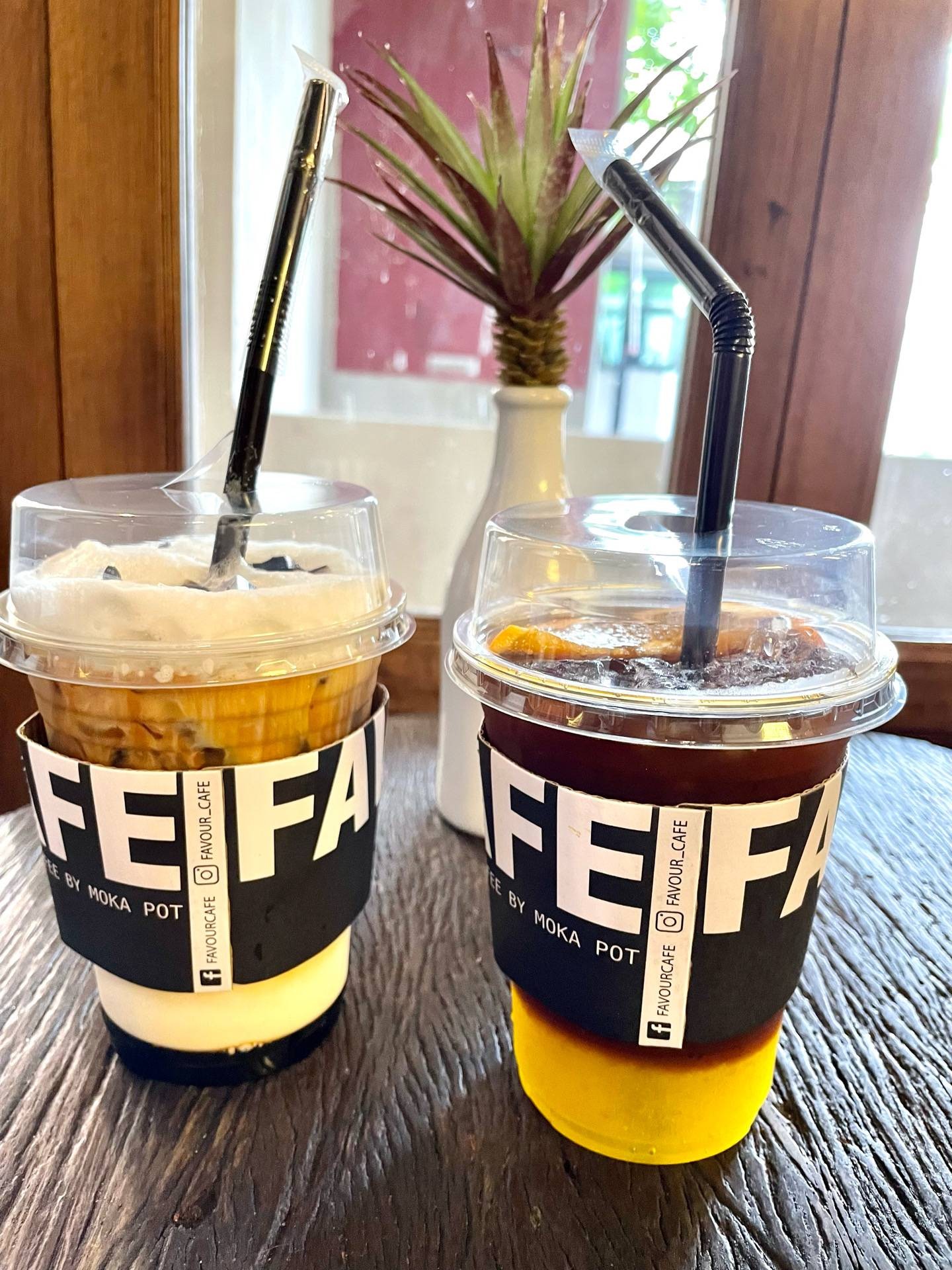 รีวิว FAVOUR CAFE' - Americano Yusu is The best of Thailand ...