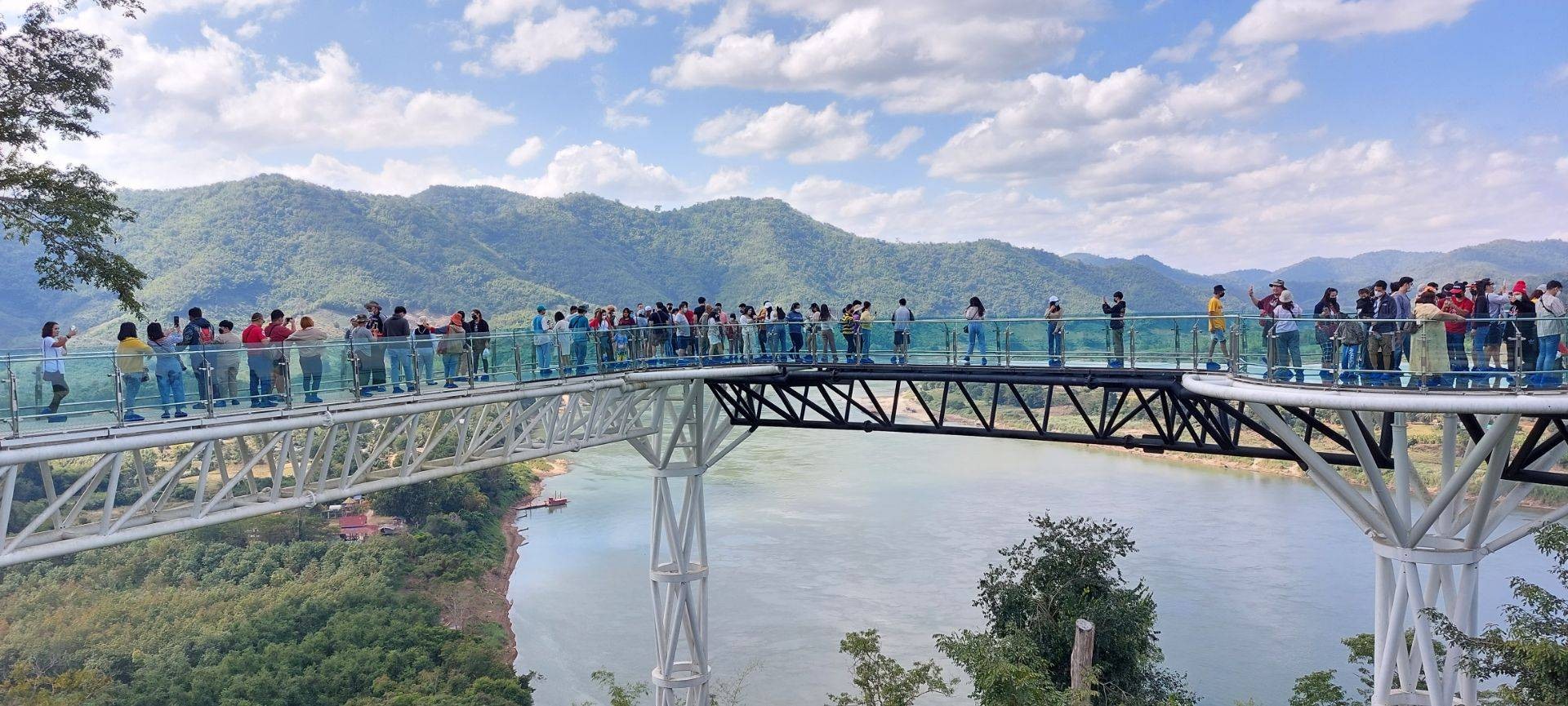 รูป สกายวอล์กภูคกงิ้ว Sky Walk Phuk Kngio - Wongnai