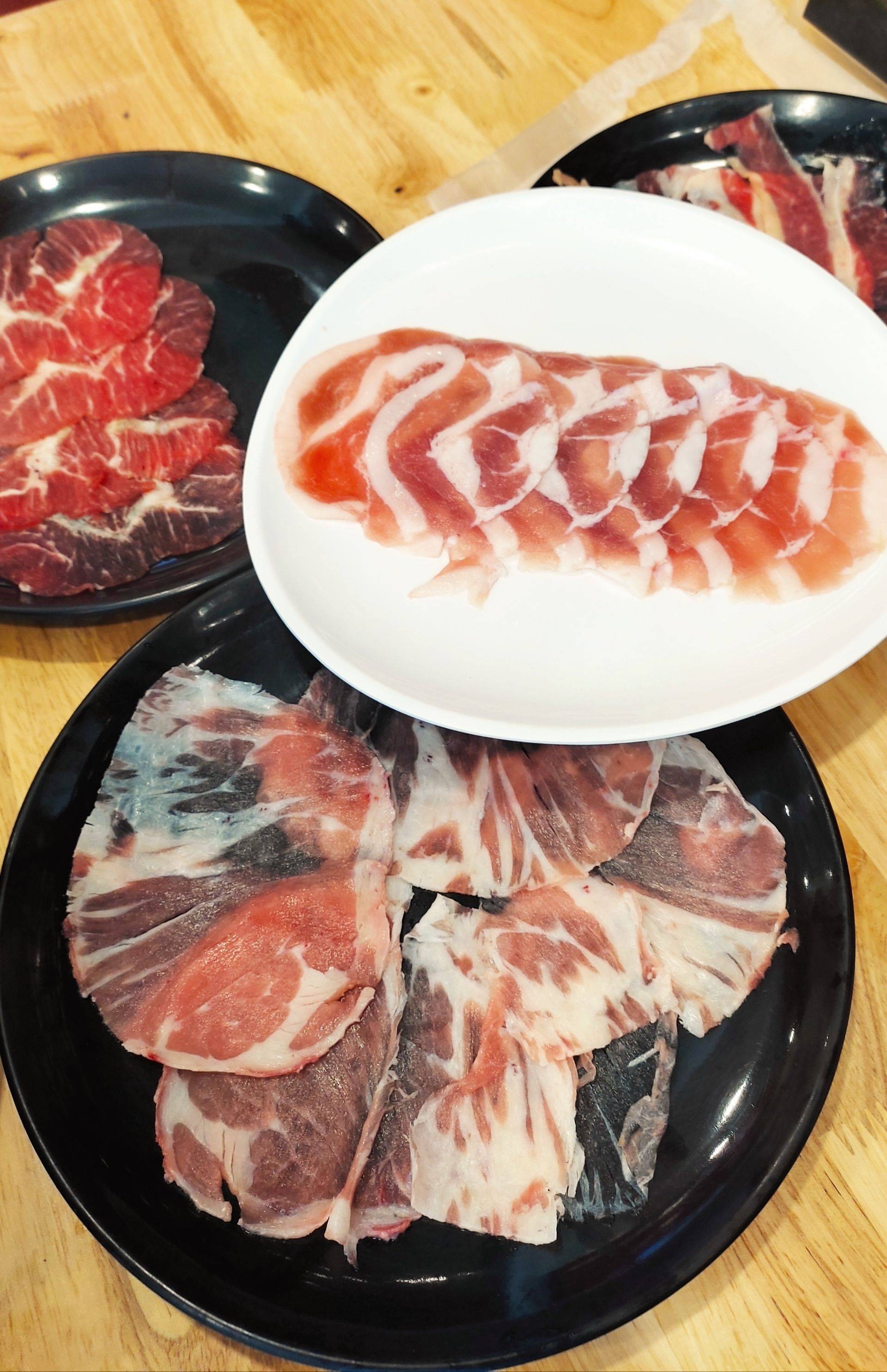 รีวิว Koii Shabu สาขาพระยาสัจจา - คุ้มค่ามากค่ะราคาดีอาหารดี