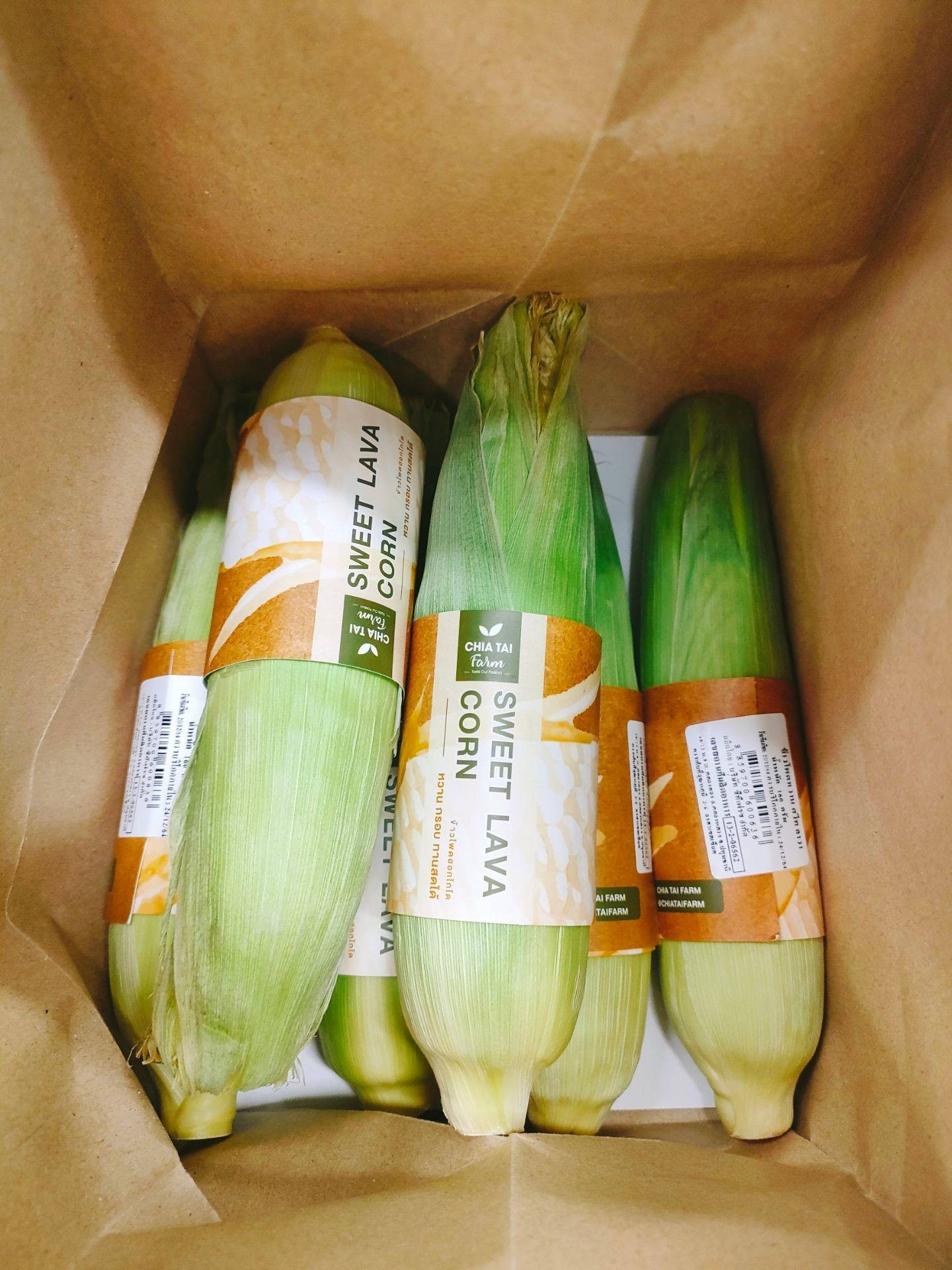 Sweet Lava Corn • ราคาฝักละ 40 บาท ร้าน เจียไต๋ฟาร์มสาขาสุขุมวิท 60