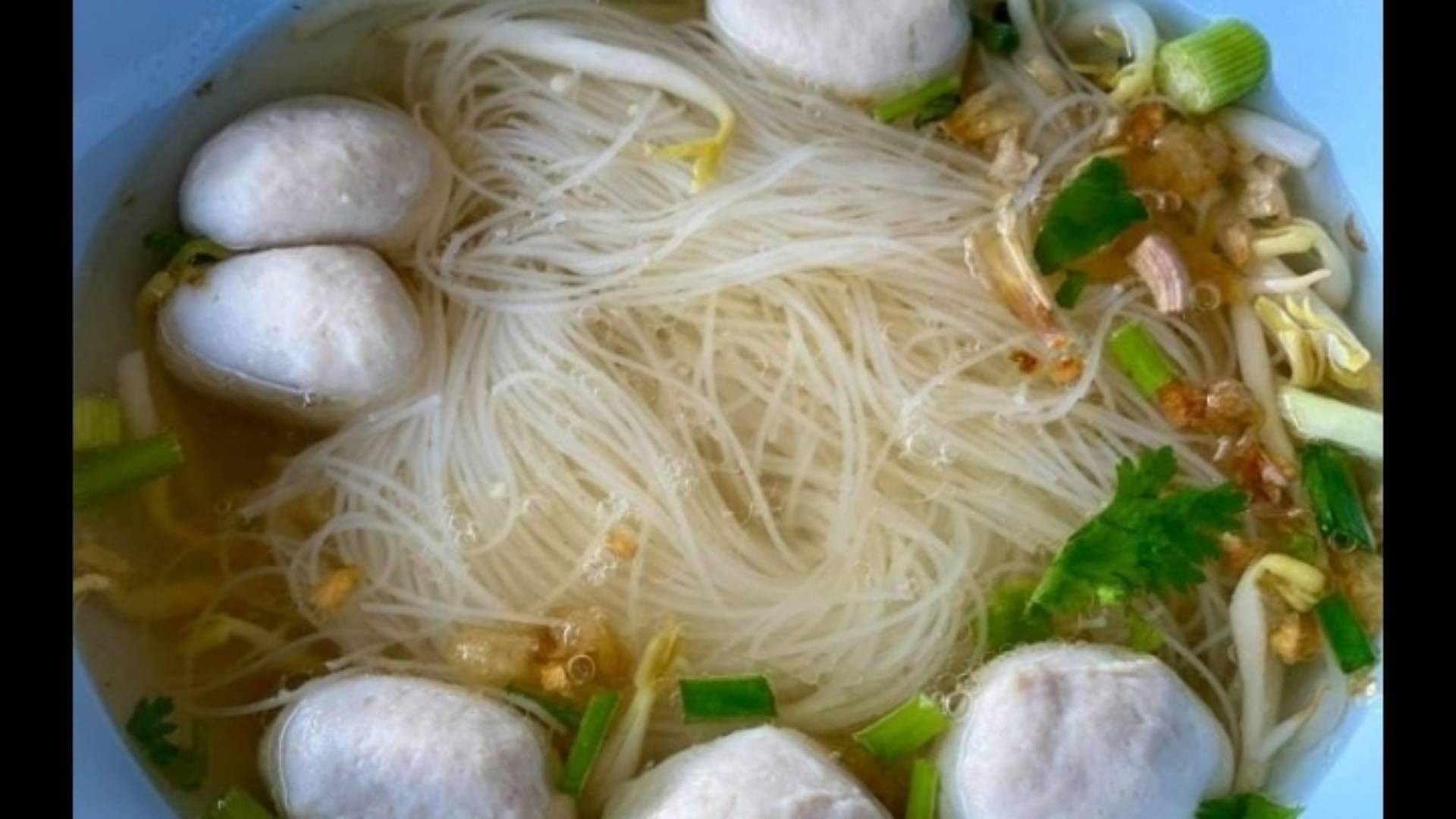 ก๋วยเตี๋ยวลูกชิ้นน้ำใสบางพลู - สั่งอาหารเดลิเวอรี | Wongnai x LINE MAN