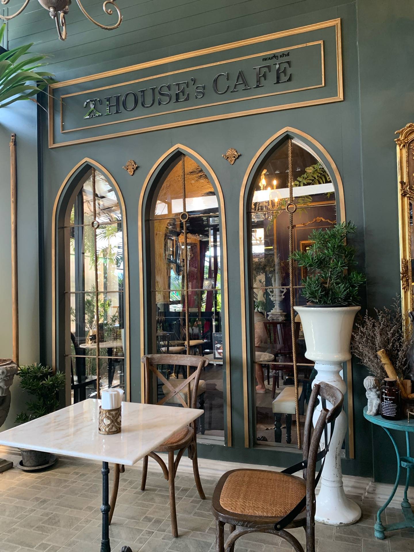 รีวิว 22 House's Cafe - ร้านสวย บรรยากาศดี เครื่องดื่มกับเค้กมีหลาย ...
