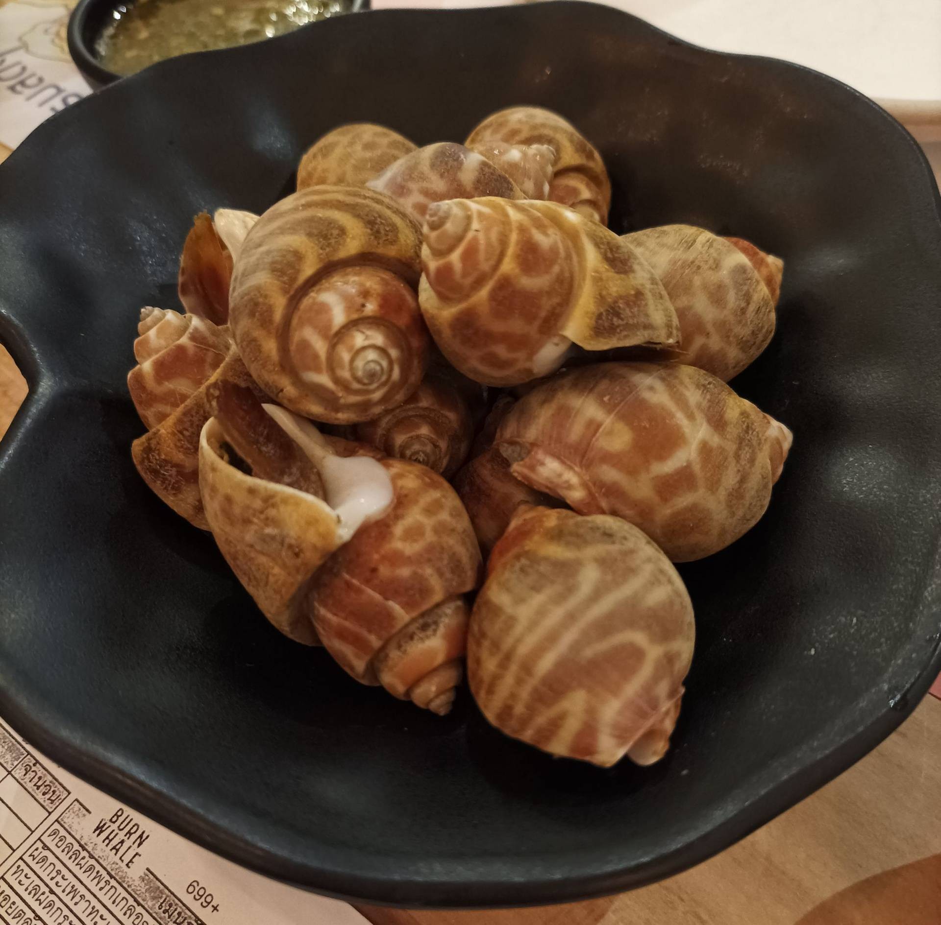 อัลบั้ม 97+ ภาพพื้นหลัง Burn Whale รูปภาพ คมชัด