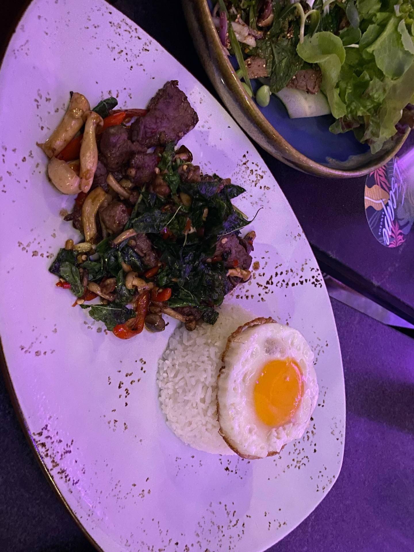 รูป Escape Bangkok Emquartier