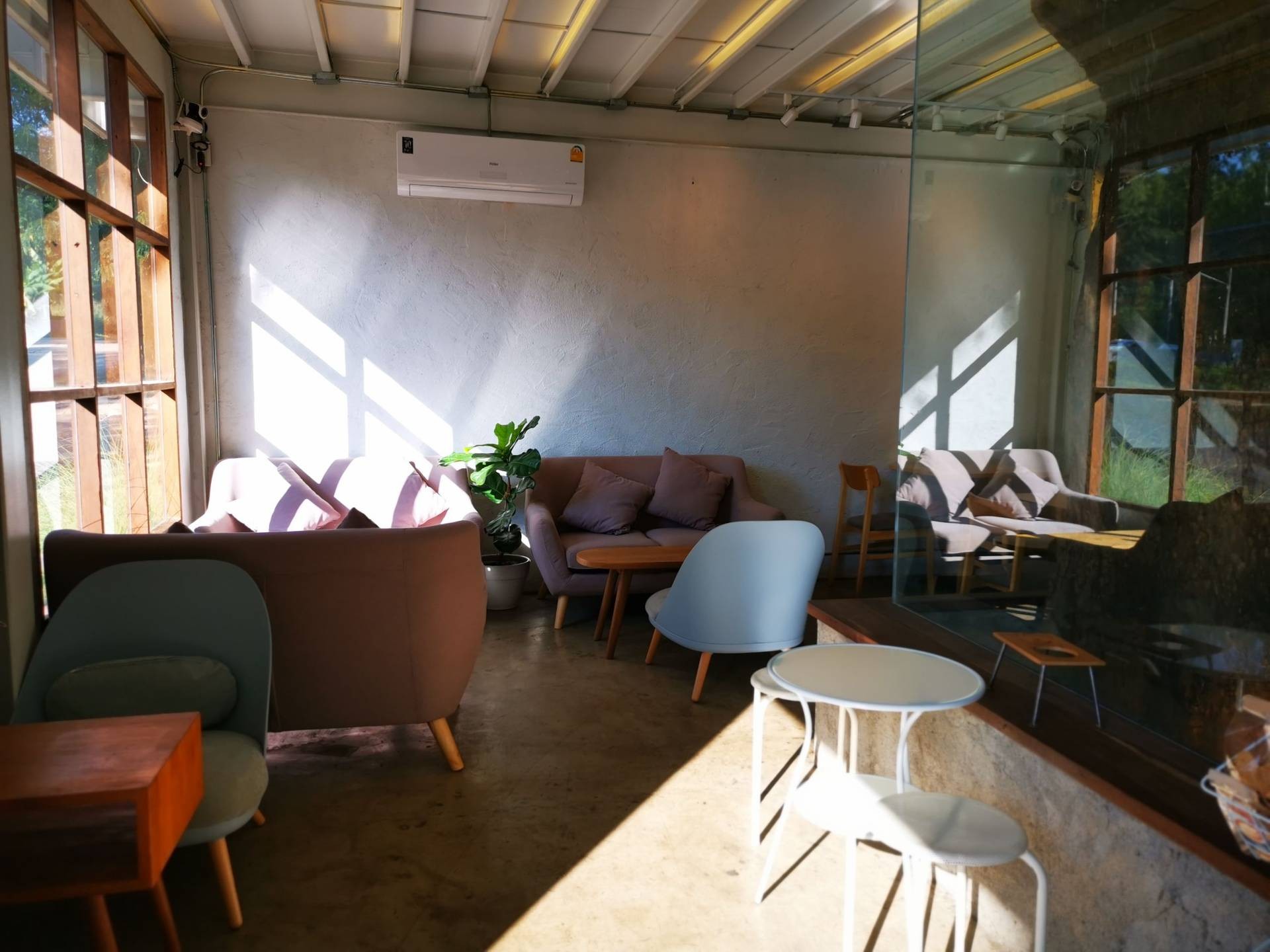 รูป Plearn cafe : เพลิน คาเฟ่ หลังมช. หลัง มช.