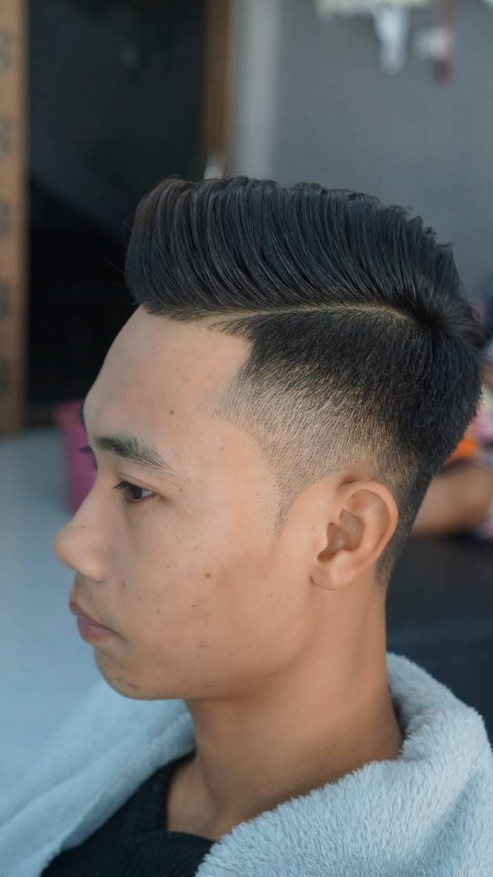 รูป ร้านตัดผมชายระยอง LITTLE CUT BARBER หน้าเอื้ออาทรน้ำคอก