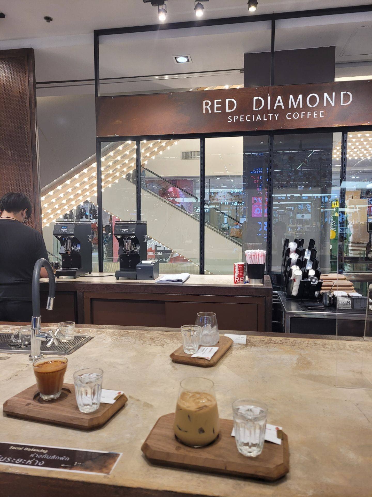 รูป Red Diamond Cafe เซ็นทรัล ลาดพร้าว - Wongnai