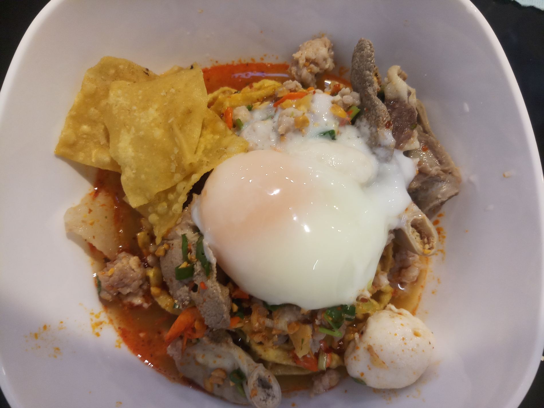 เตี๋ยวต้มยำ+ไข่ออนเซ็น • image ร้าน ก๋วยเตี๋ยวต้มยำพี่บาส แจ๊ส คู้บอน