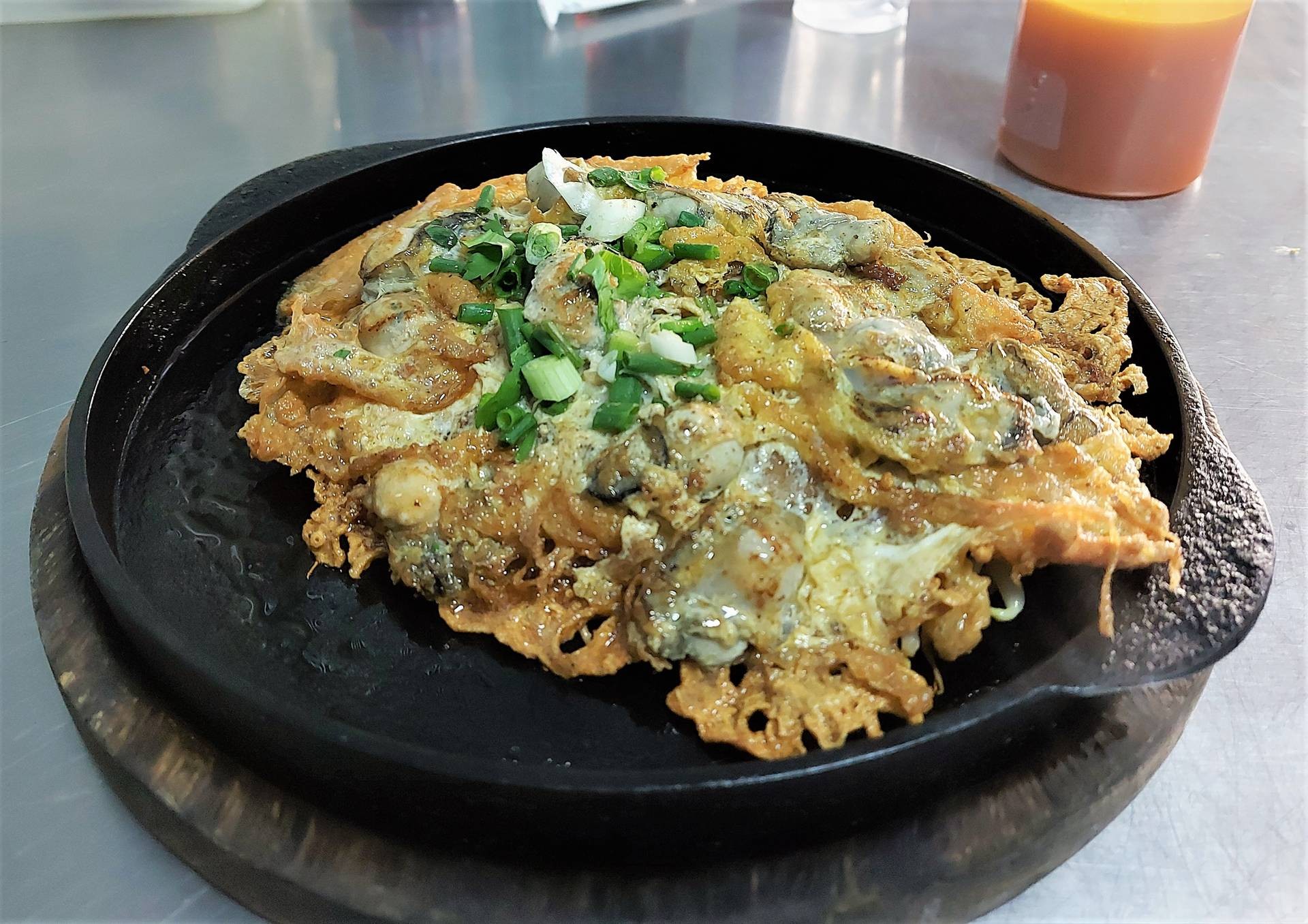 หอยนางรมกระทะร้อน ร้าน สวัสดี ราชวัตร