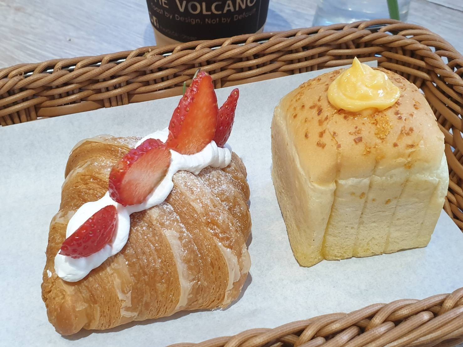 รูป The Volcano x Sofuto Cream นิ่มซิตี้เดลี่ - Wongnai