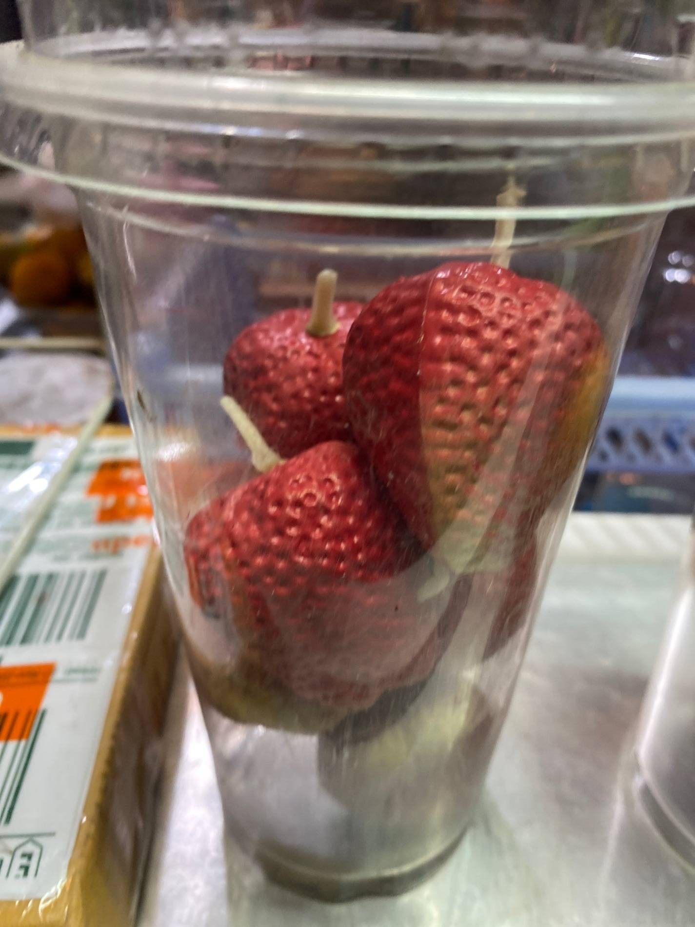 สตอเบอรี่โยเกริต์ • image ร้าน Teddy milk & Coffee