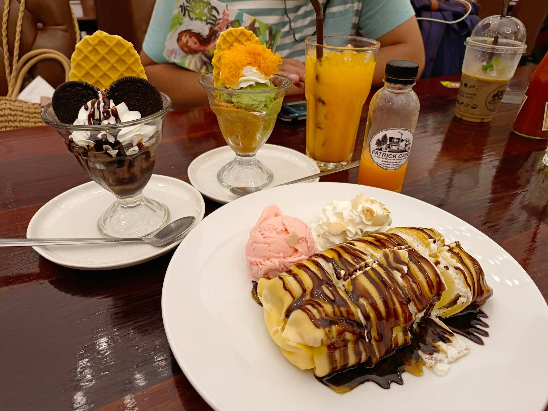 รูป แพทริค คาเฟ่
